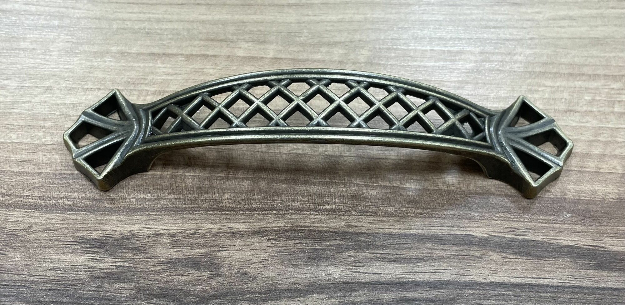 Ручка скоба, в классической коллекции, расстояние между отверстиями 96 мм, цвет - темная античная бронза (15шт.)