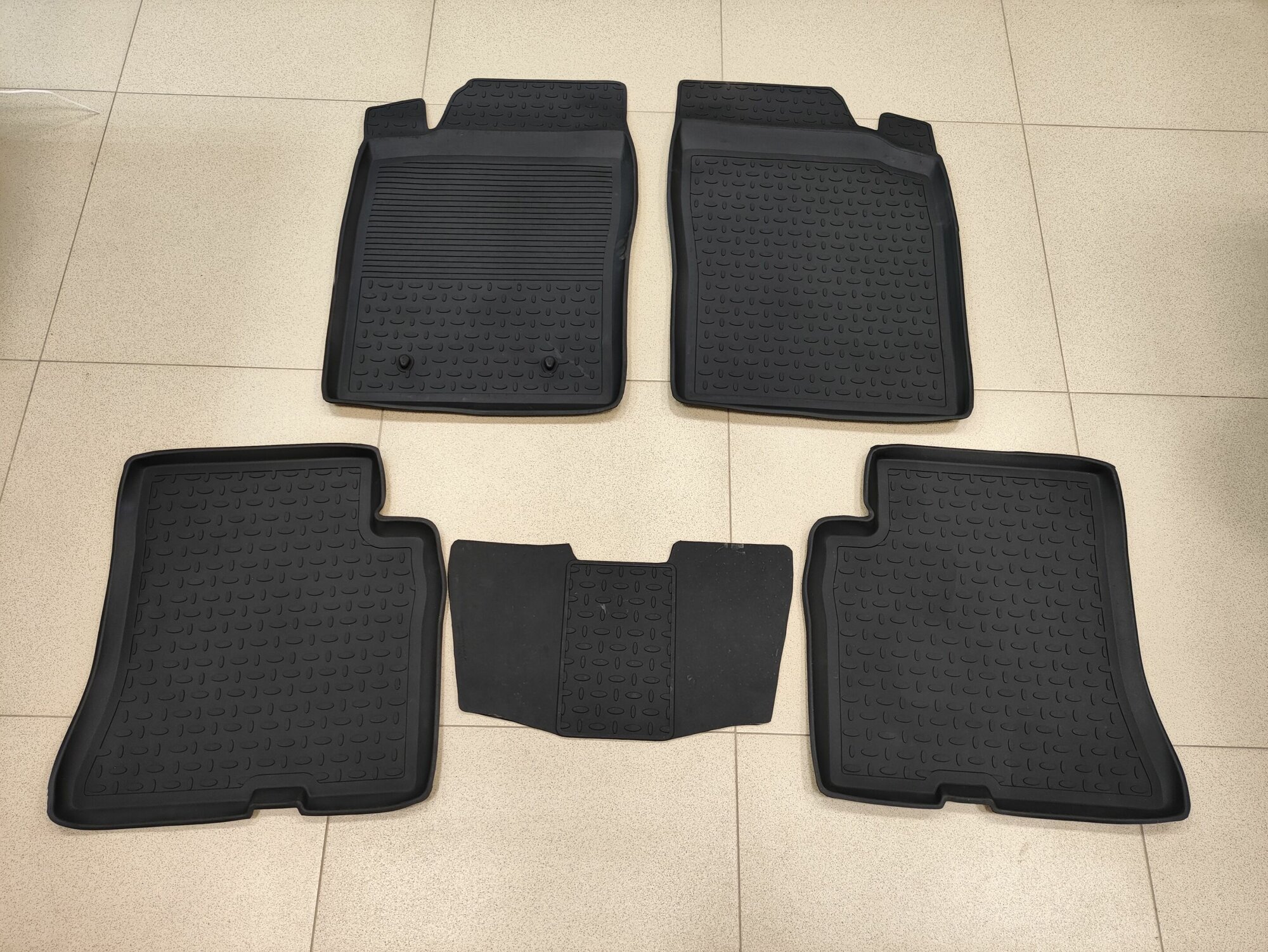 Коврики салона (полиуретан) SEINTEX Dongfeng S30 [1.6 16V 4AT седан] 85817