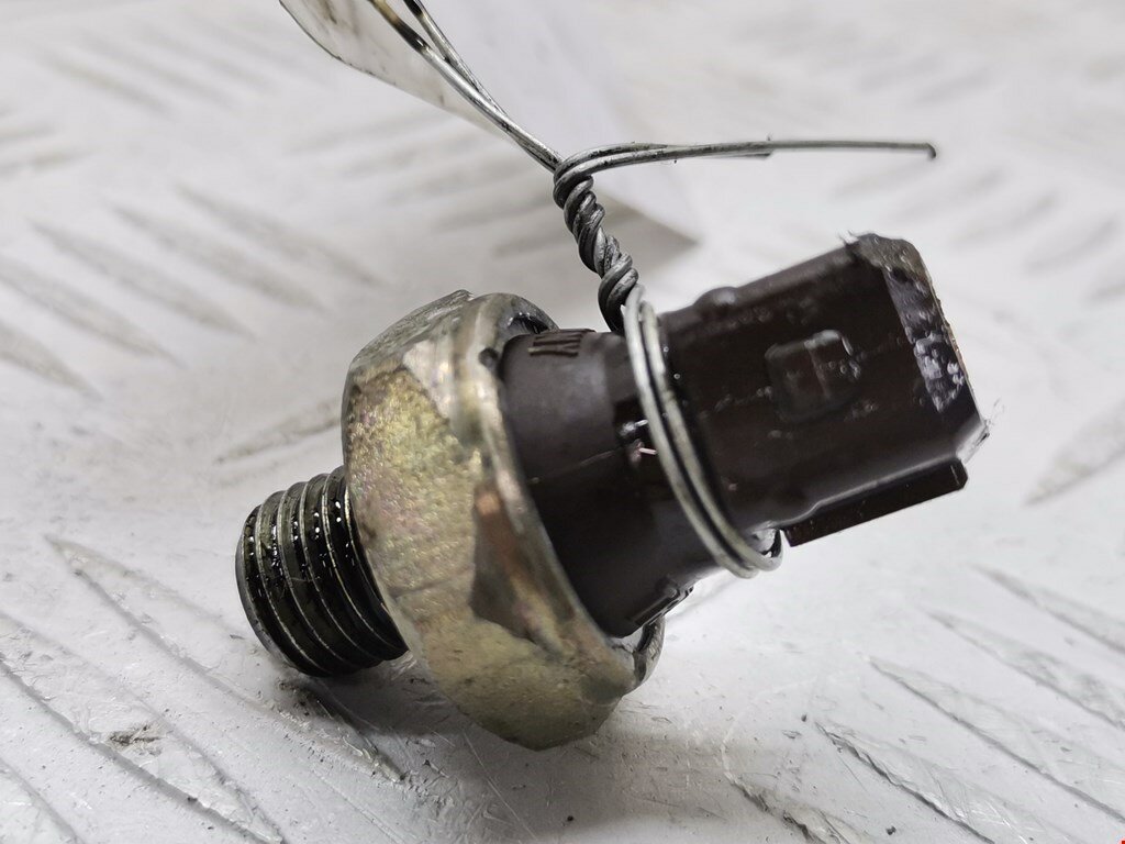 Датчик давления масла BMW 7-Series (E65/E66) 12618611273 арт. 2062488