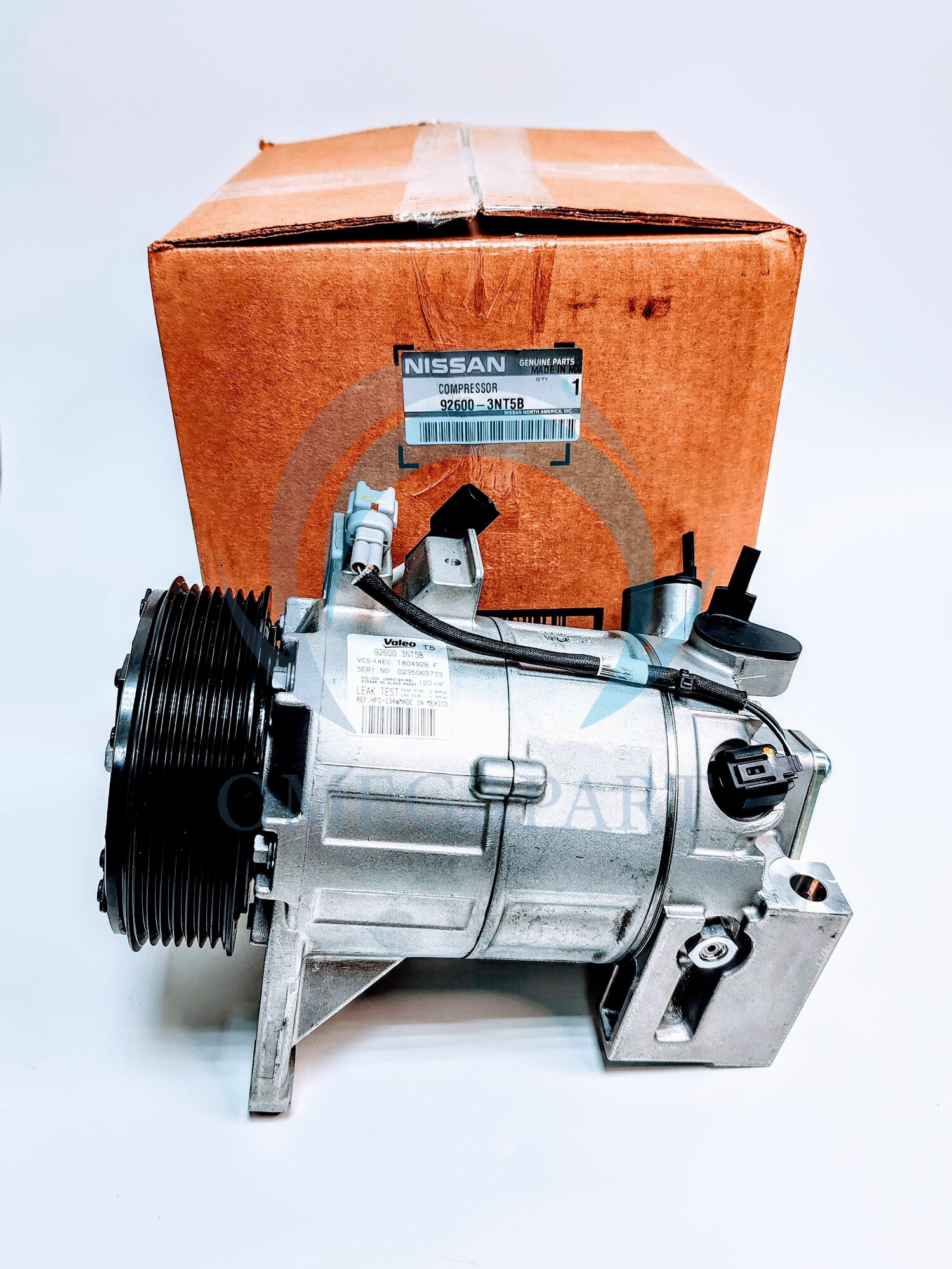 Компрессор кондиционера, Nissan 926003NT5B