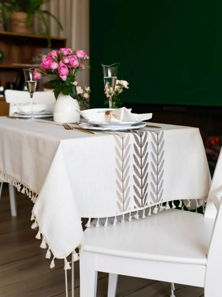 Скатерть тканевая водоотталкивающая на стол 140х180