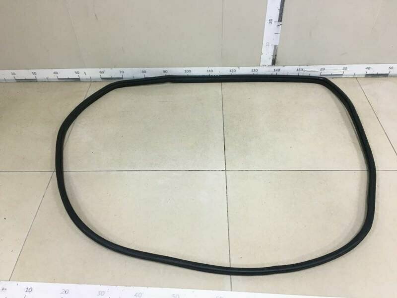 Уплотнитель проема двери передней правой Kia Cerato YD 2013-2020