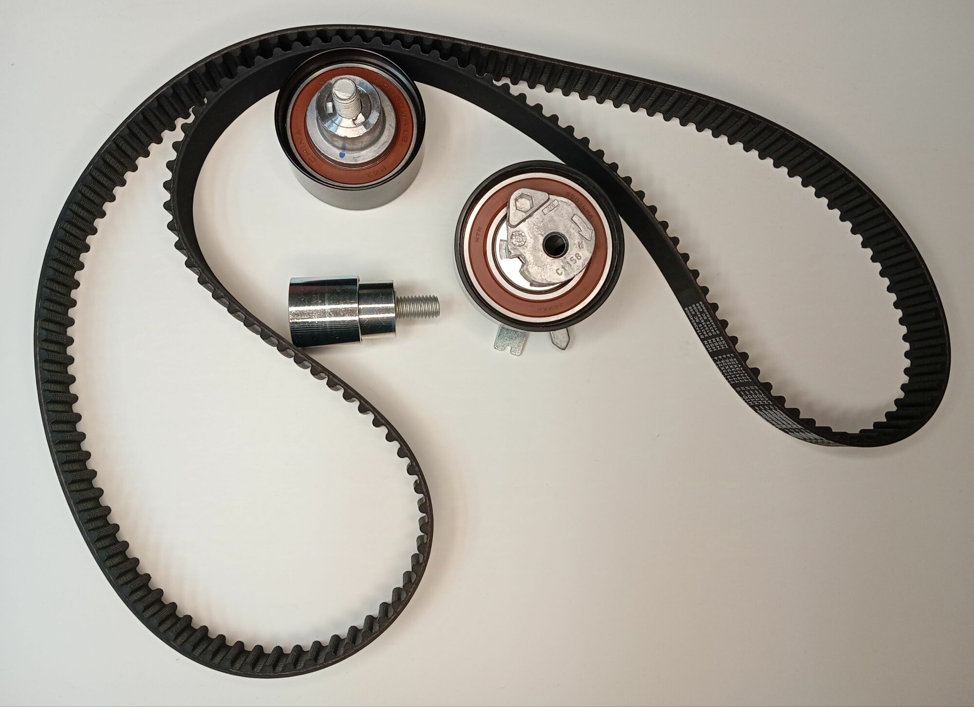 Комплект ГРМ (старого образца) GATES Chery Fora [1.6 16V 5MT седан]