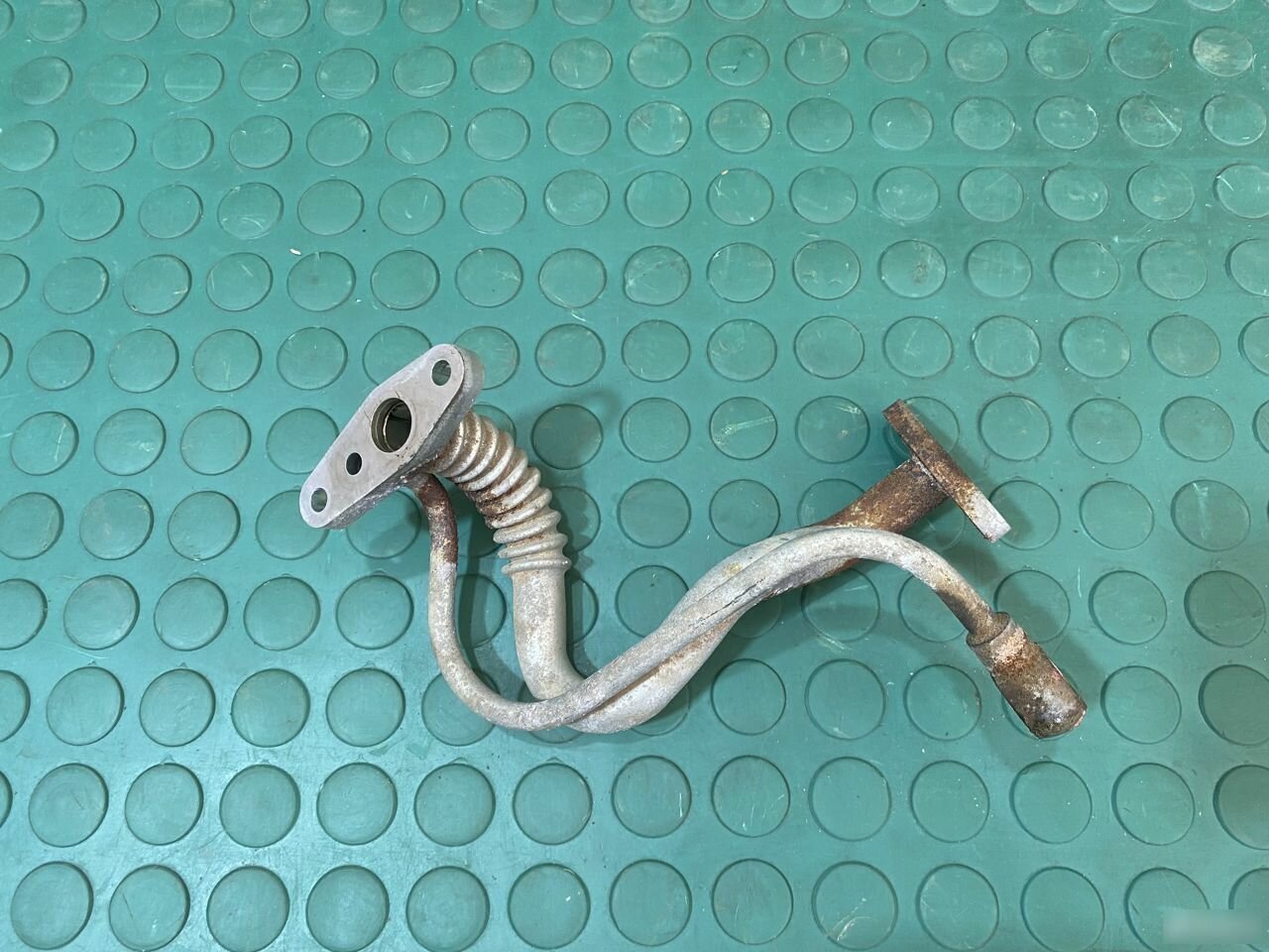 Впускная масляная трубка турбины Lexus RX4 2015-20 1540736010