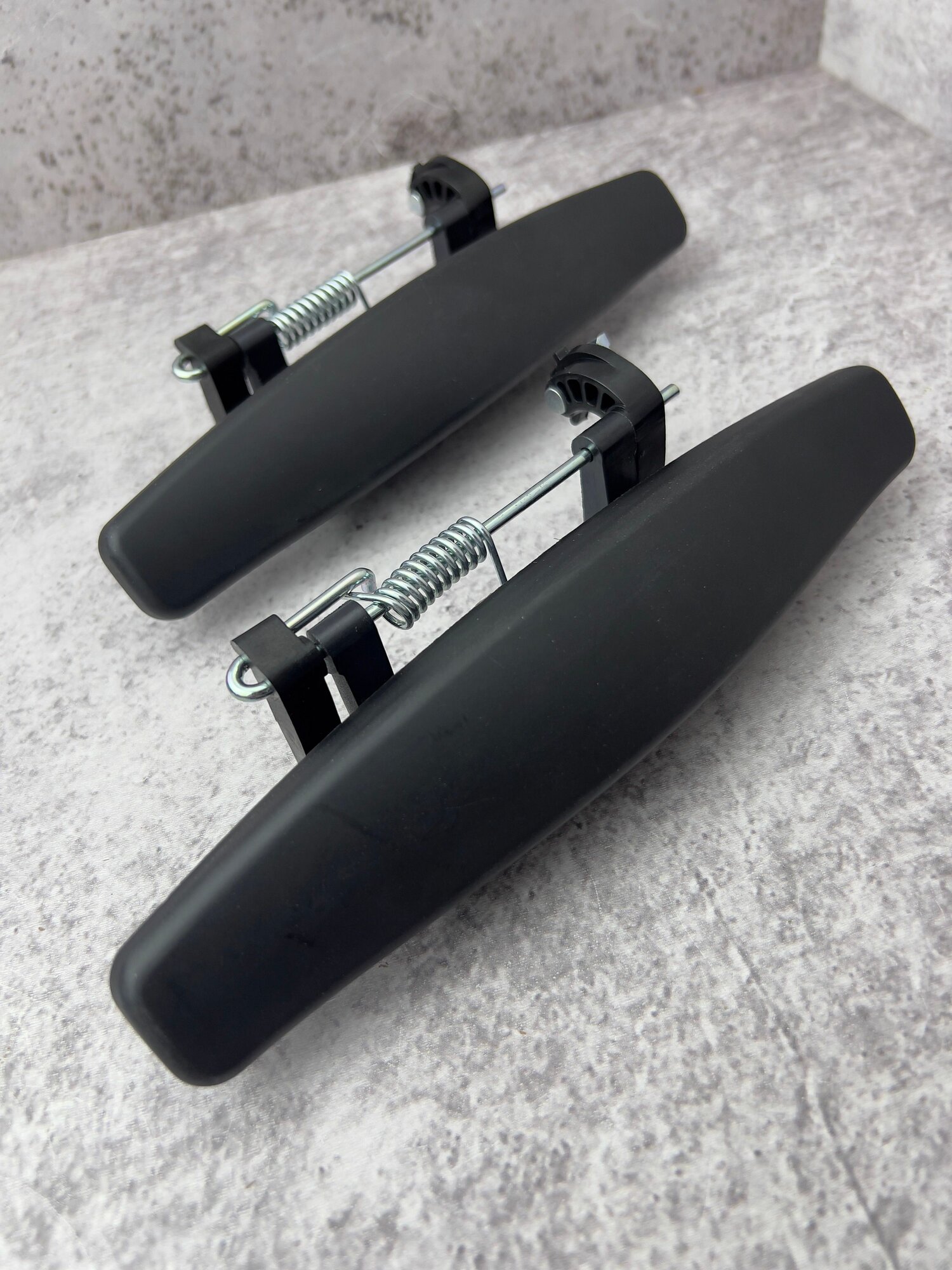 2 штуки. Ручки двери левые наружные 806074969R. Внешние передние и задние. Для Renault Duster 1, Renault Sandero 1.