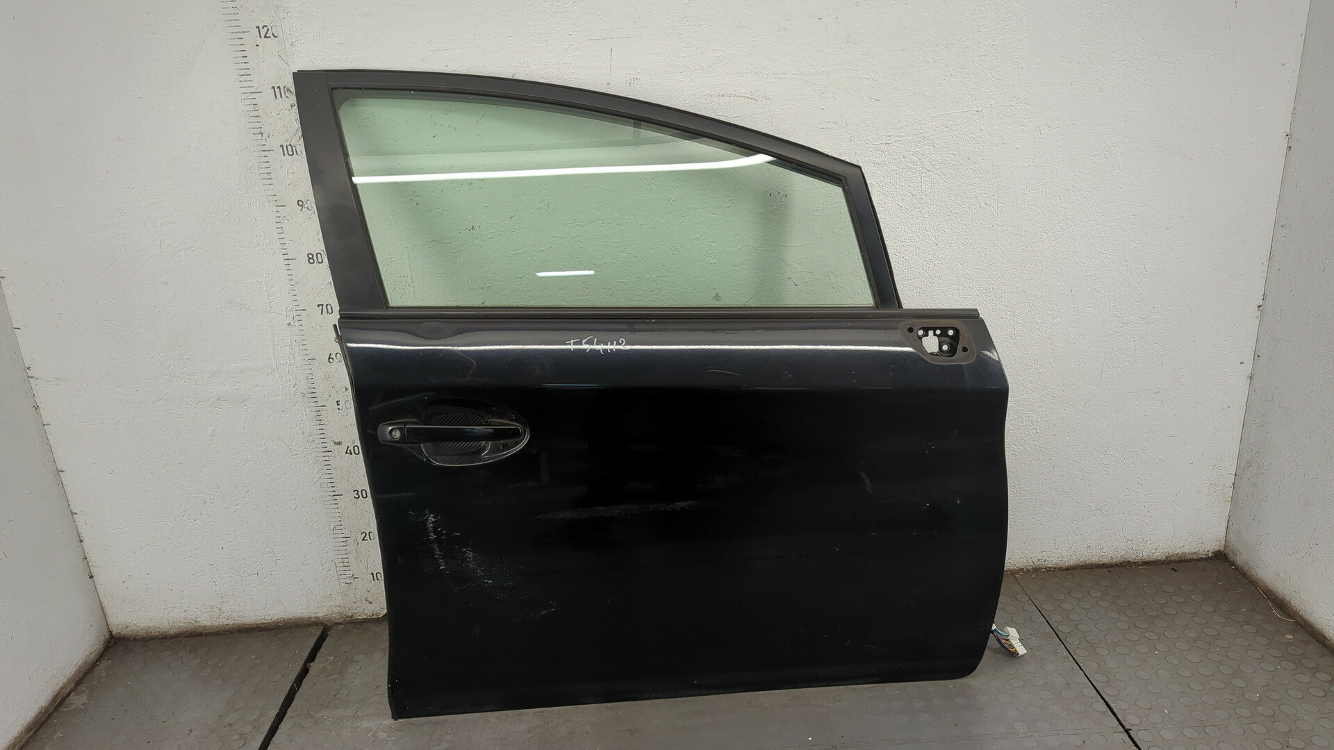 Дверь боковая (легковая) правая передняя Toyota Prius Б/У