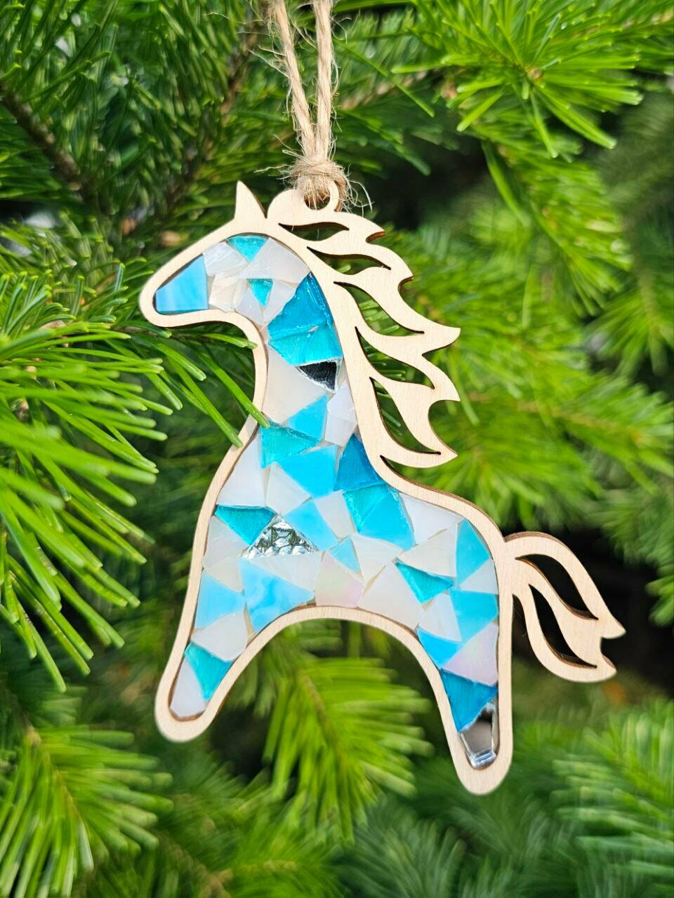 Набор для творчества мозаика стеклянная Лошадка морозное утро 9 см. Алтай Витраж.