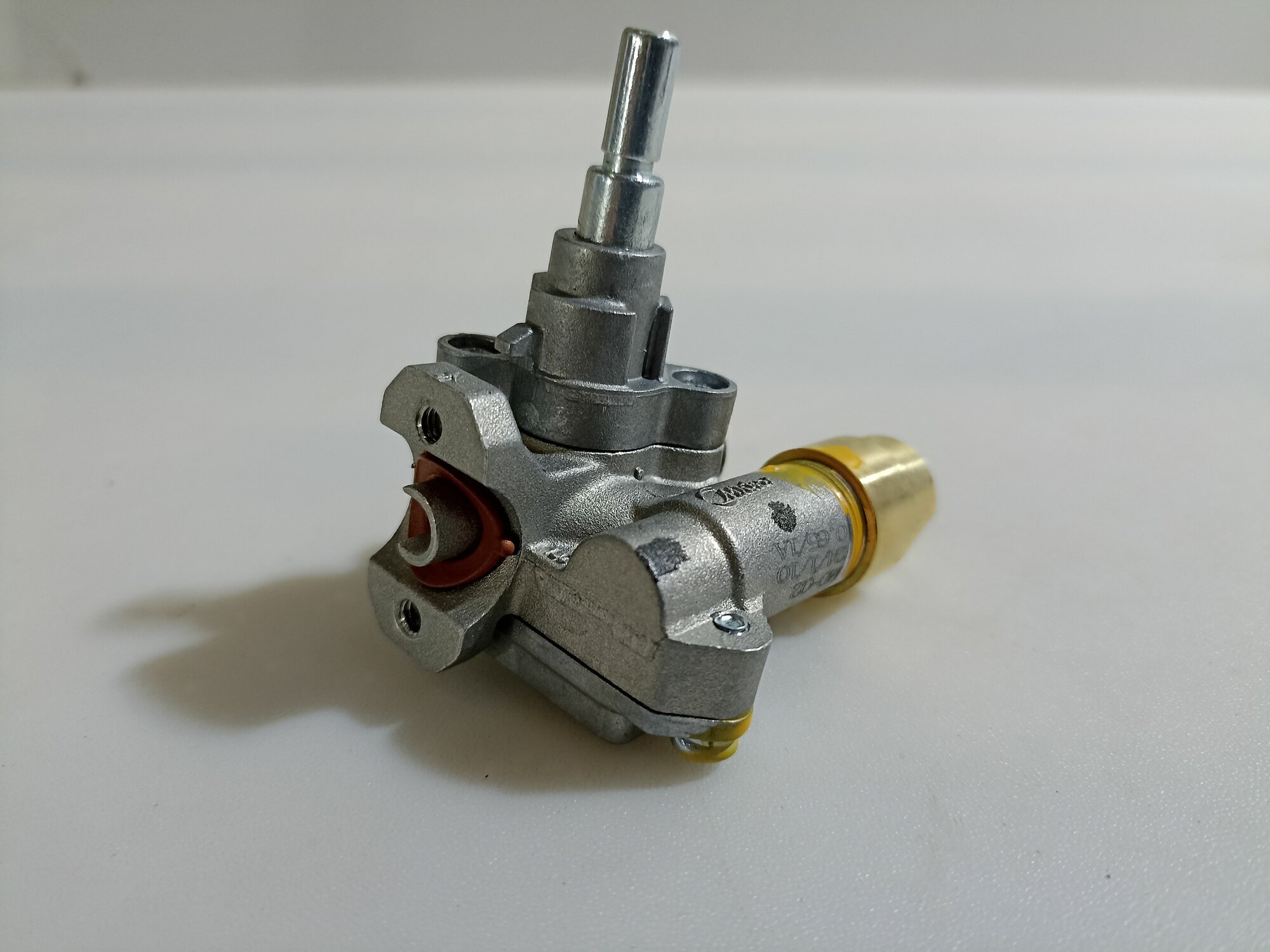 Газовый кран малой конф, для варочной поверхности газовой Tuvio HGD42OSA1