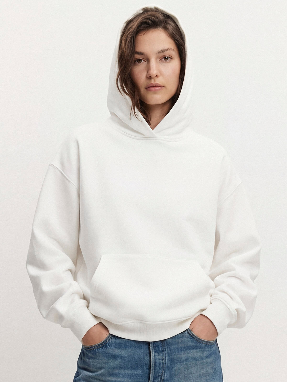 Худи со спущенным плечом