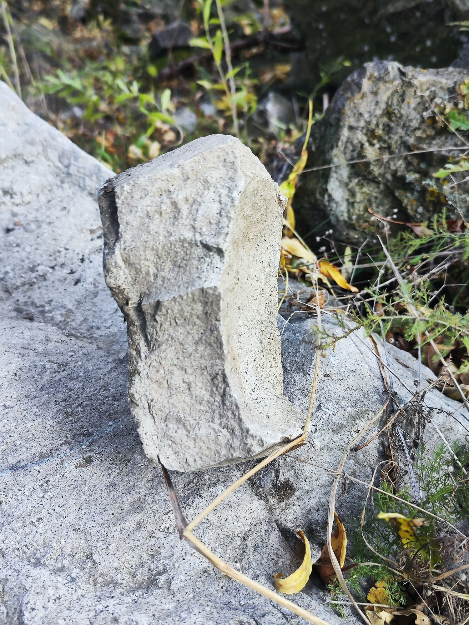 Камень для аквариума "Бештаунит", гранит-порфир, с горы Змейки, КМВ, Россия