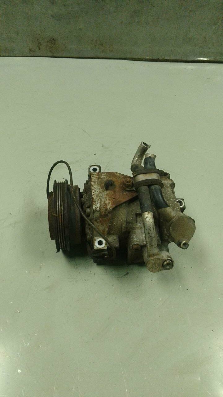 Компрессор кондиционера Volkswagen Passat B5 (1996 - 2001) 8D0260808