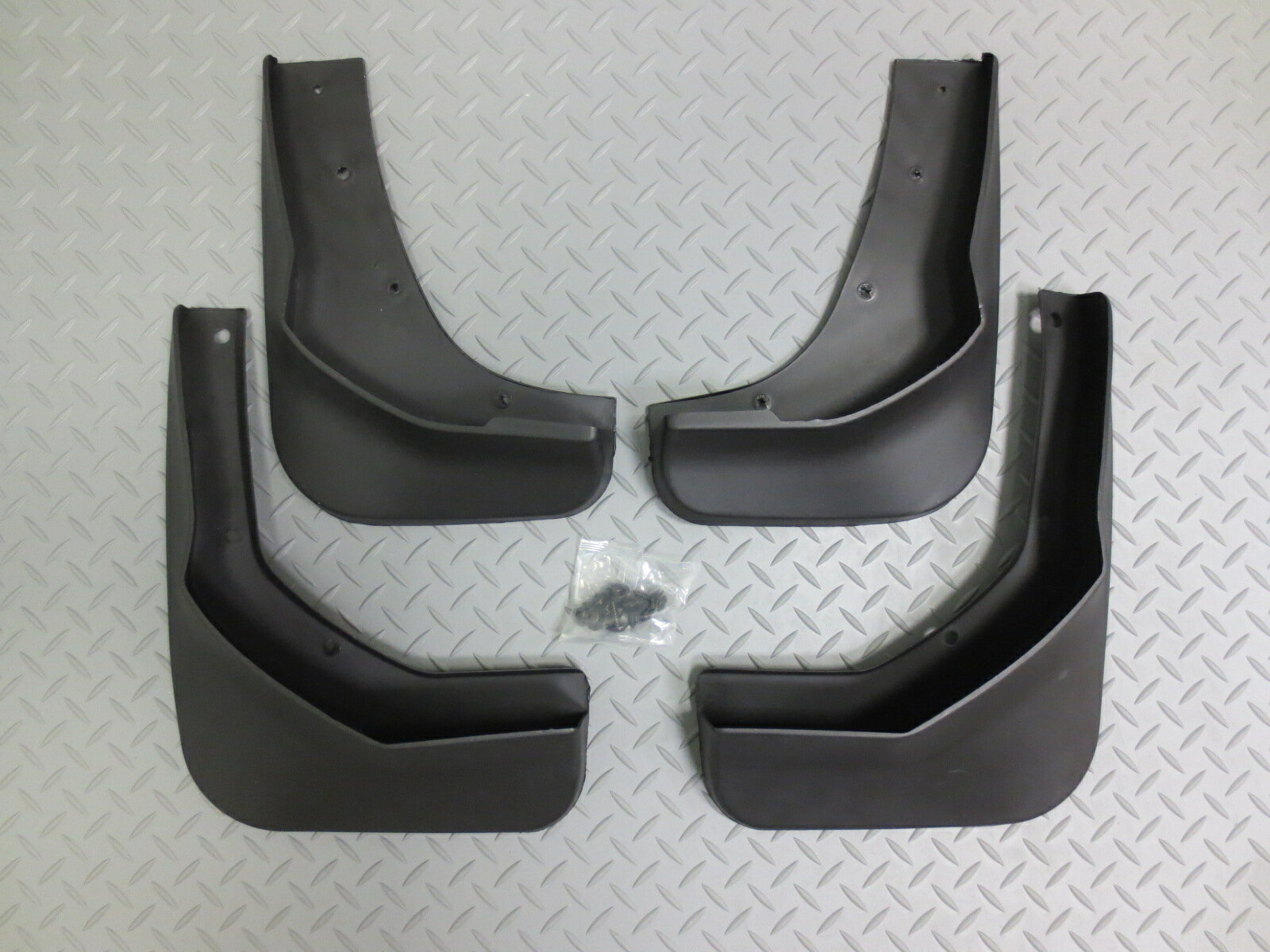 Брызговики Ford Kuga 2012-2019