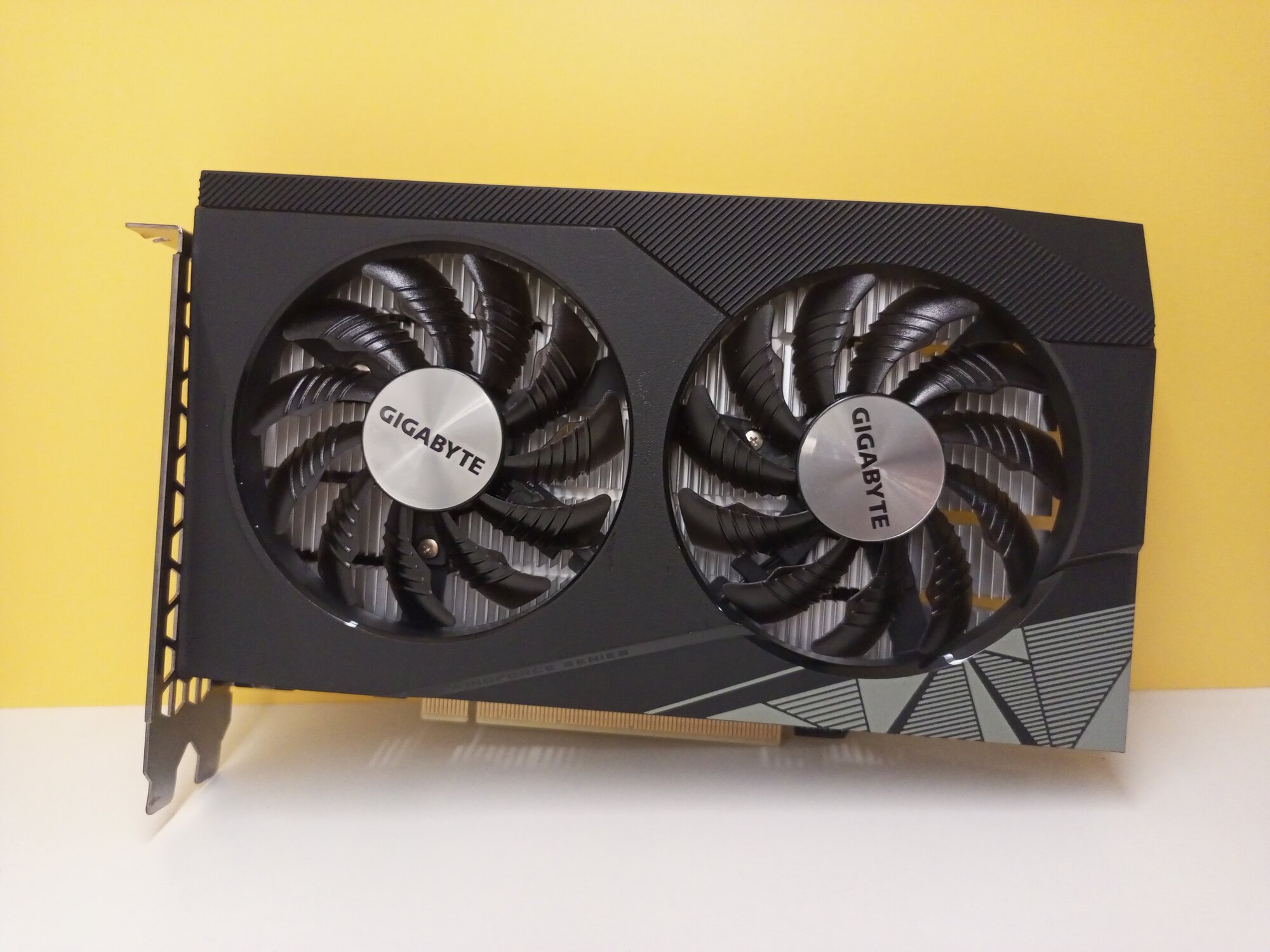 Видеокарта Intel ARC A310, 4GB, GDDR6, 64bit, Gigabyte GV-IA310WF2-4Gb