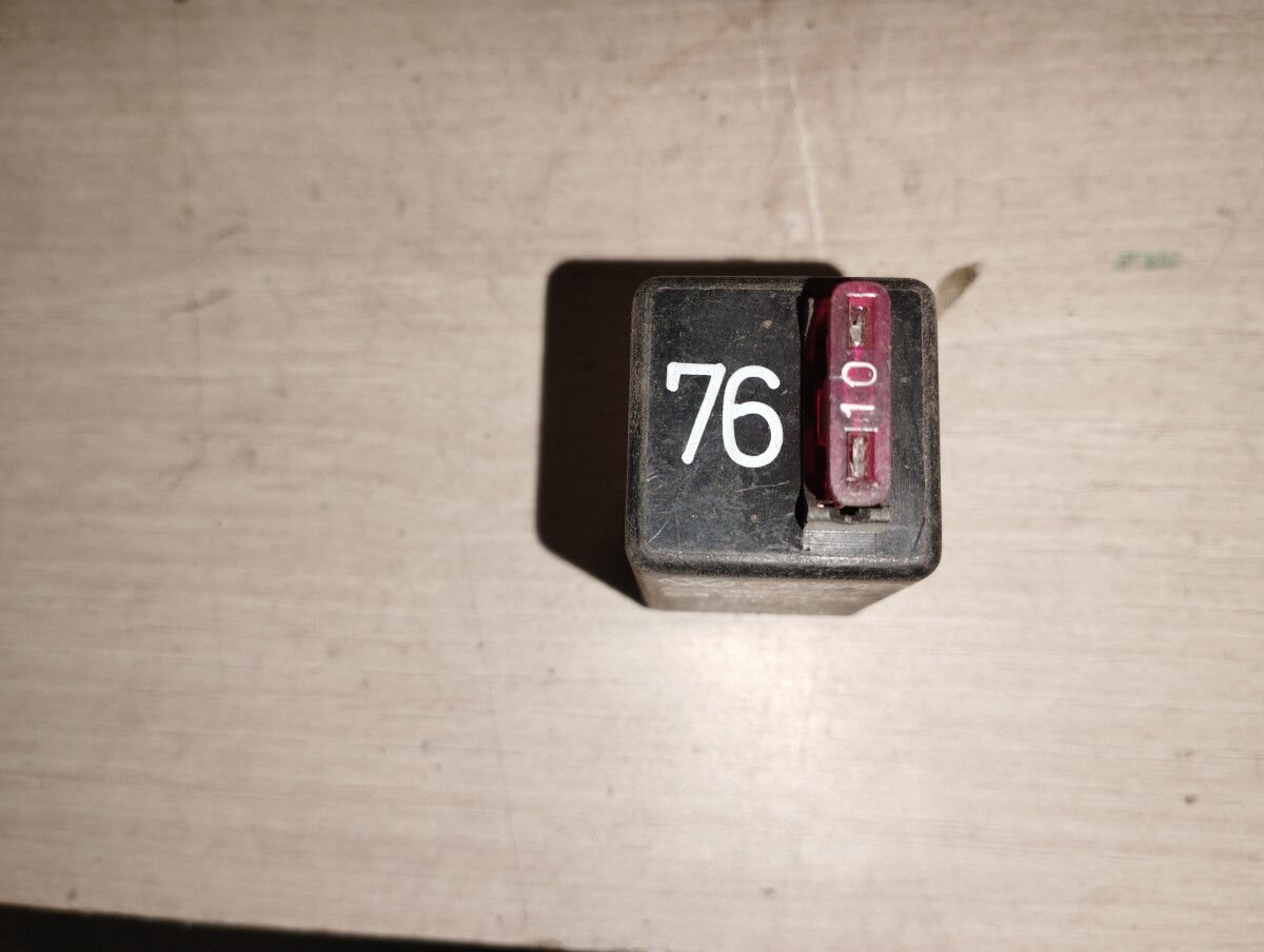 Реле ABS Audi 80 B3