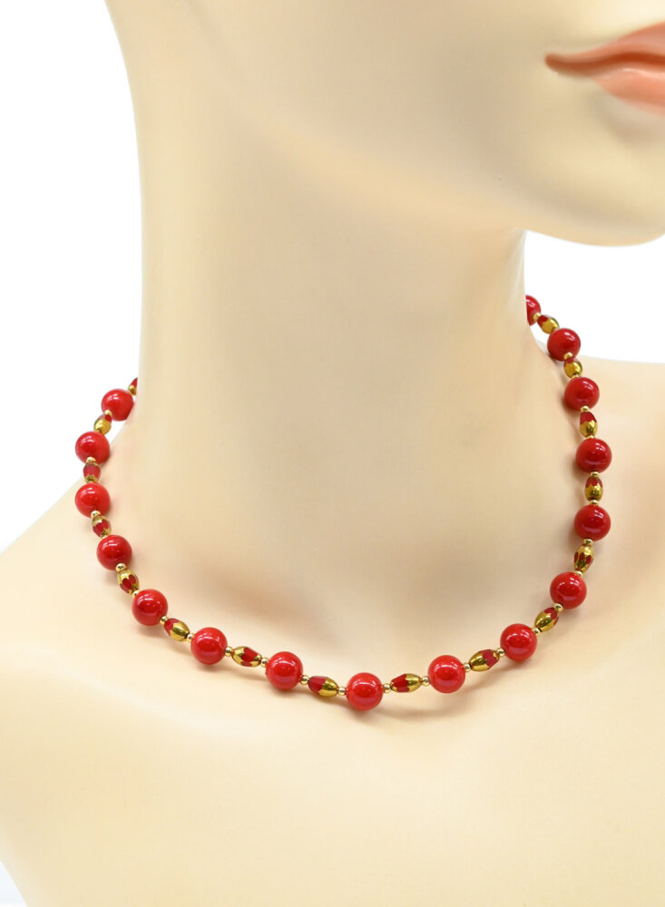 Бусы, коралл