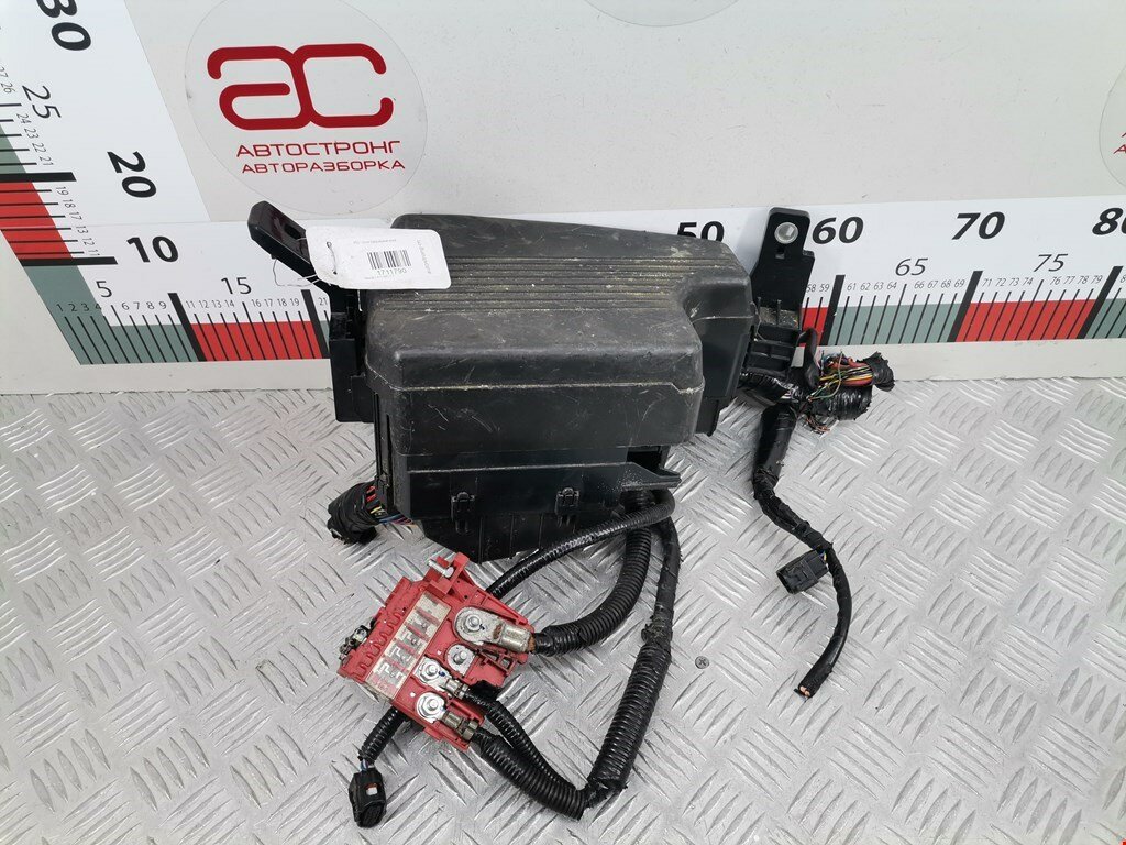 Блок предохранителей Mazda CX-5 (KE) KD4566760 арт. 1711790