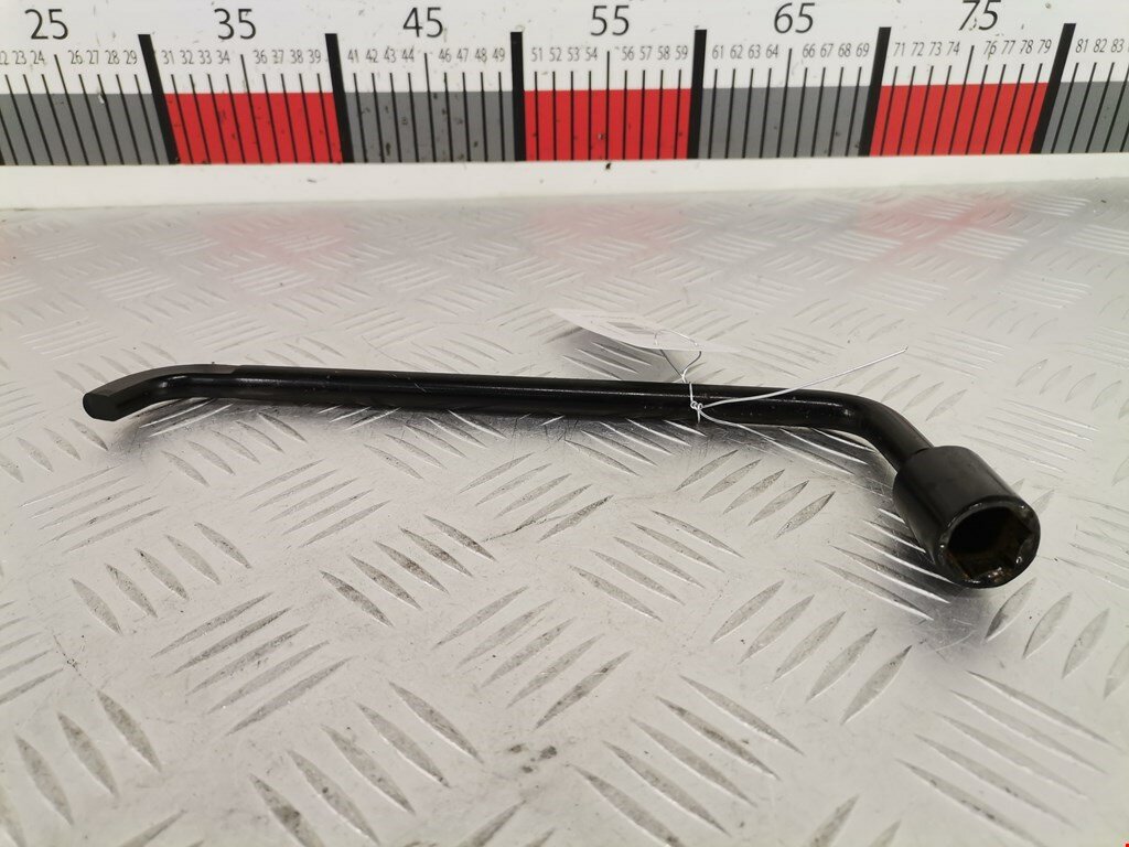 Ключ баллонный Citroen C3 1 671739 арт. 1483767