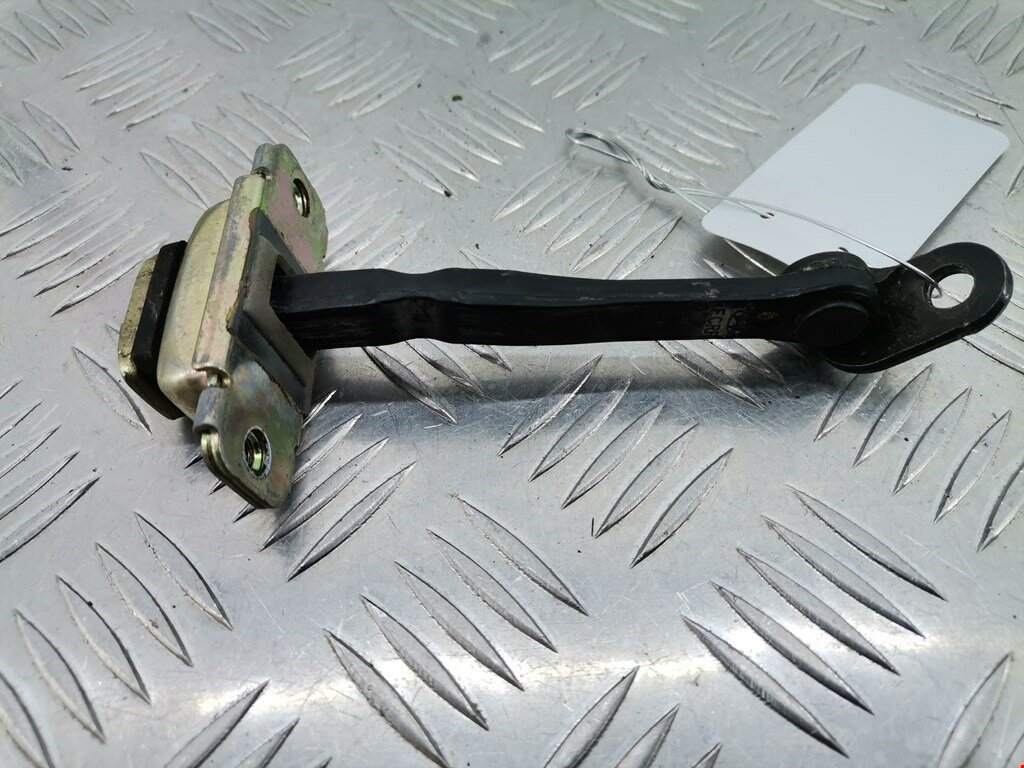 Ограничитель открывания двери Hyundai Matrix 7949017000 арт. 1658583