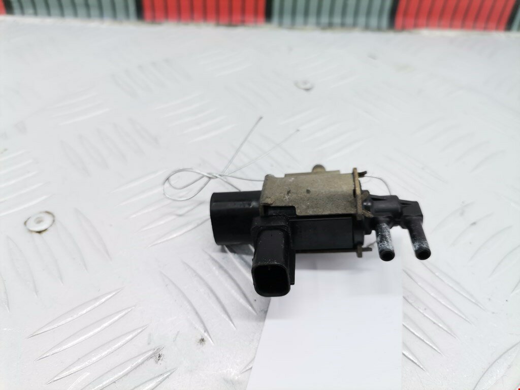 Клапан воздушный Ford Focus 2 5243591 арт. 1760896