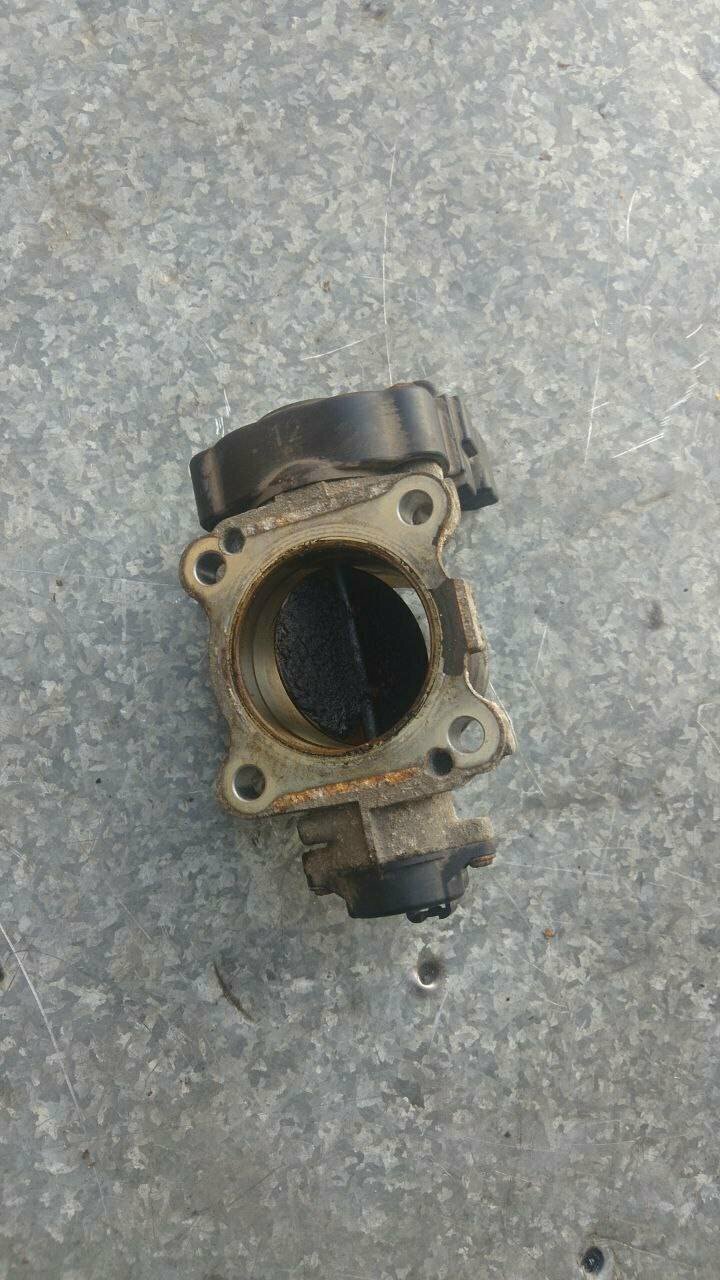 Дроссельная заслонка Toyota Corolla Verso E121 (2001 - 2004) 26100-26010