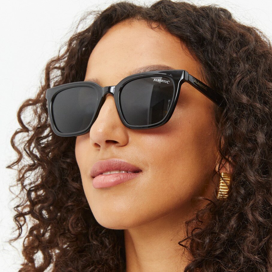 Солнцезащитные очки