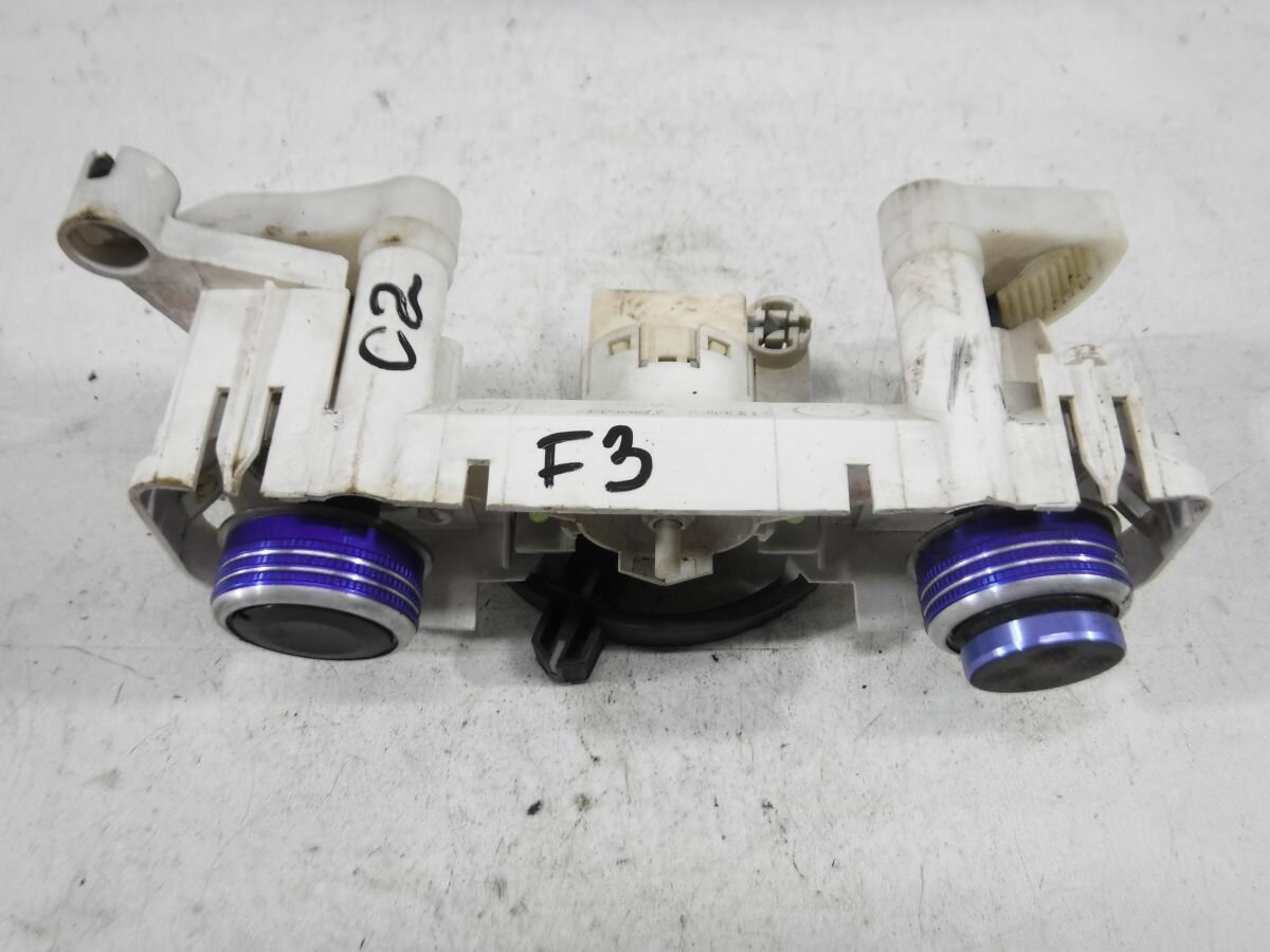 Блок управления отопителем BYD F3 I (2005—2013) BYDF33744200