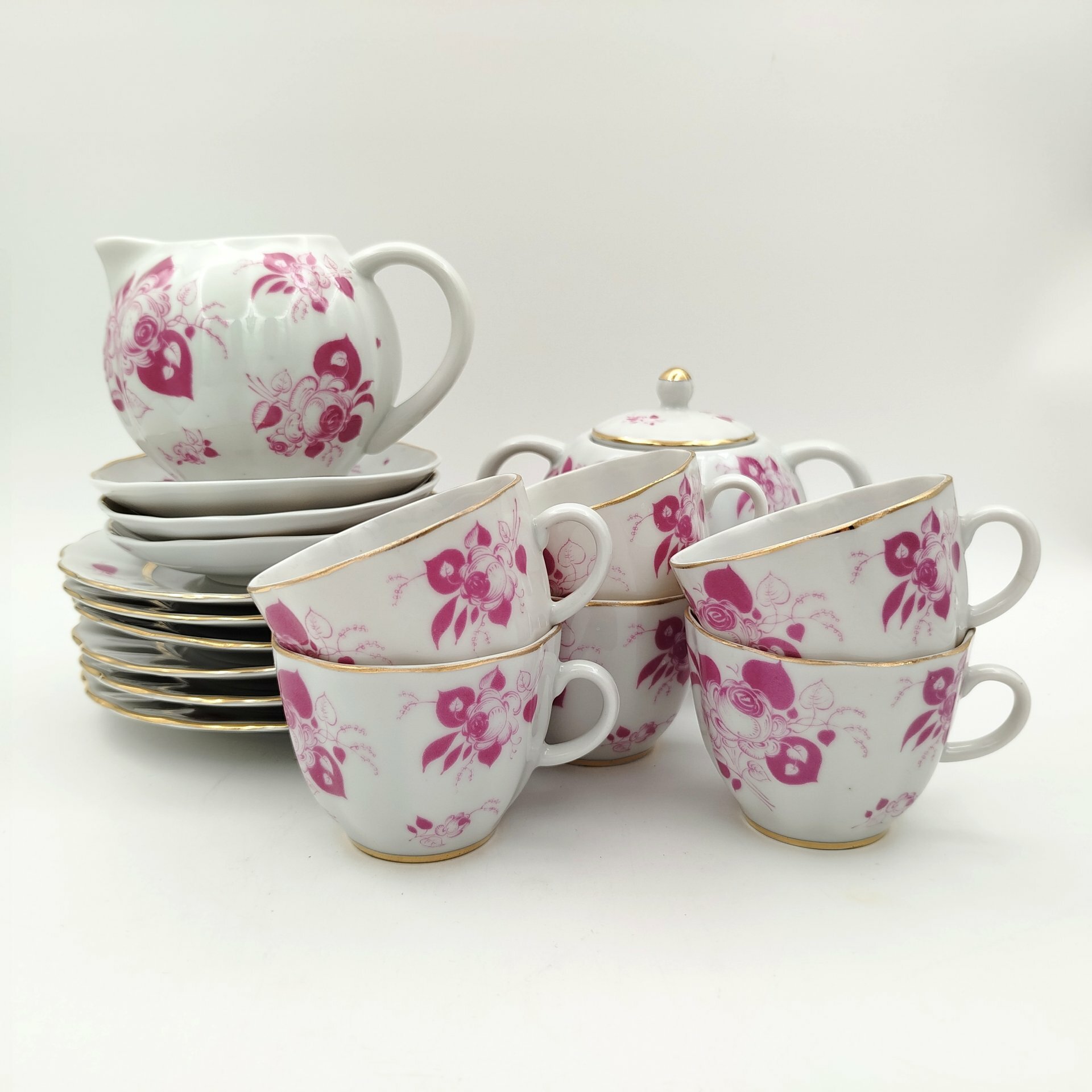 Сервиз кофейный с декором в виде роз на 6 персон (17 предметов), фарфор, деколь