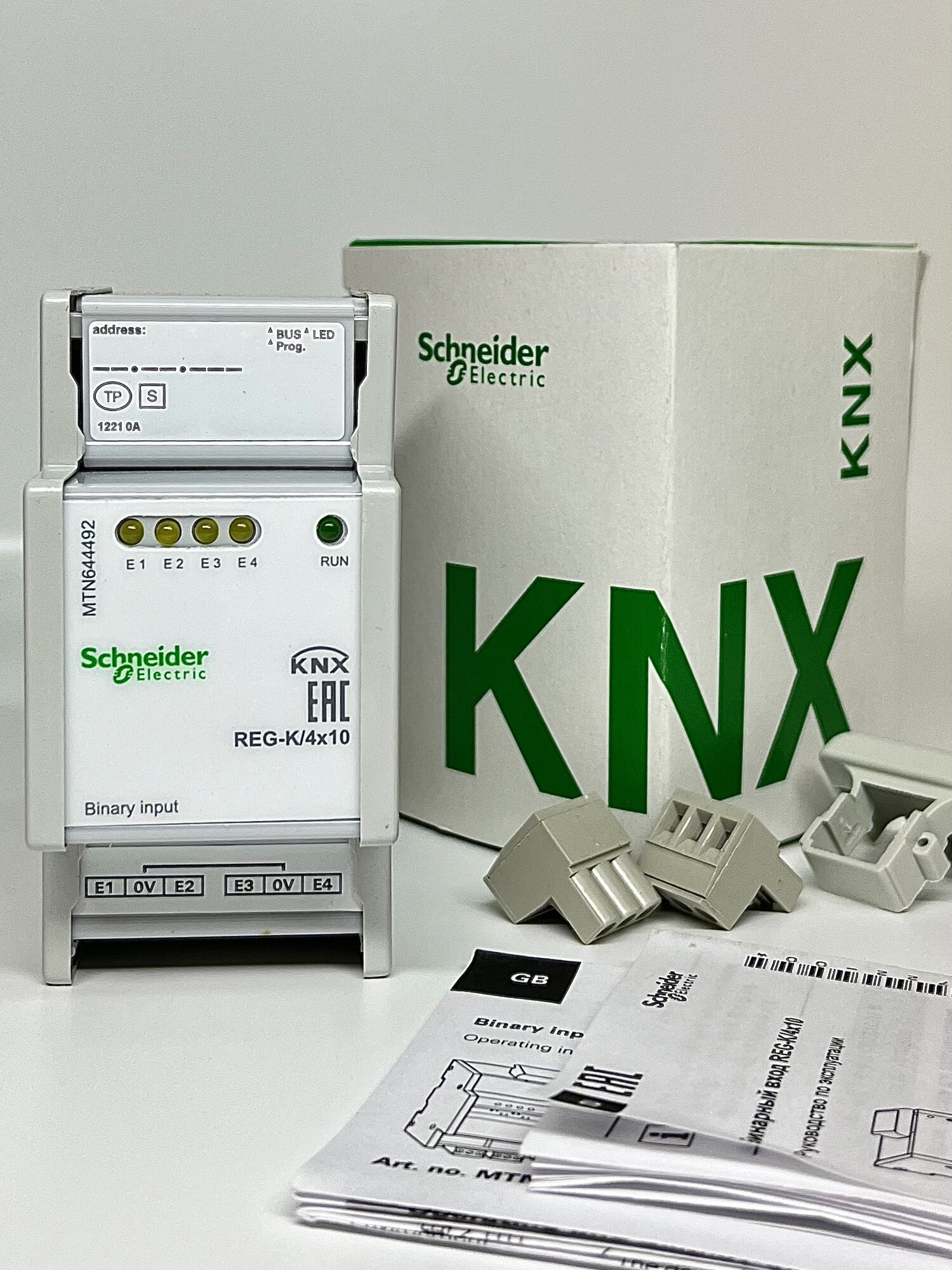 Бинарный вход REG-K/4X10 (Двоичный вход для домашней автоматизации 4 канала) MTN644492 – Schneider Electric