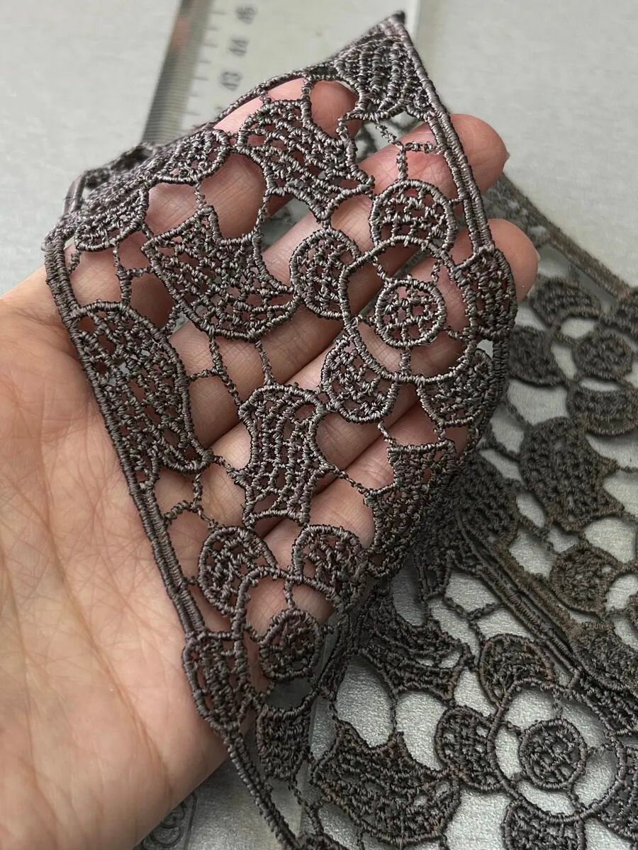 Тесьма-кружево макраме серо-коричневая, Италия, 1,50 метра