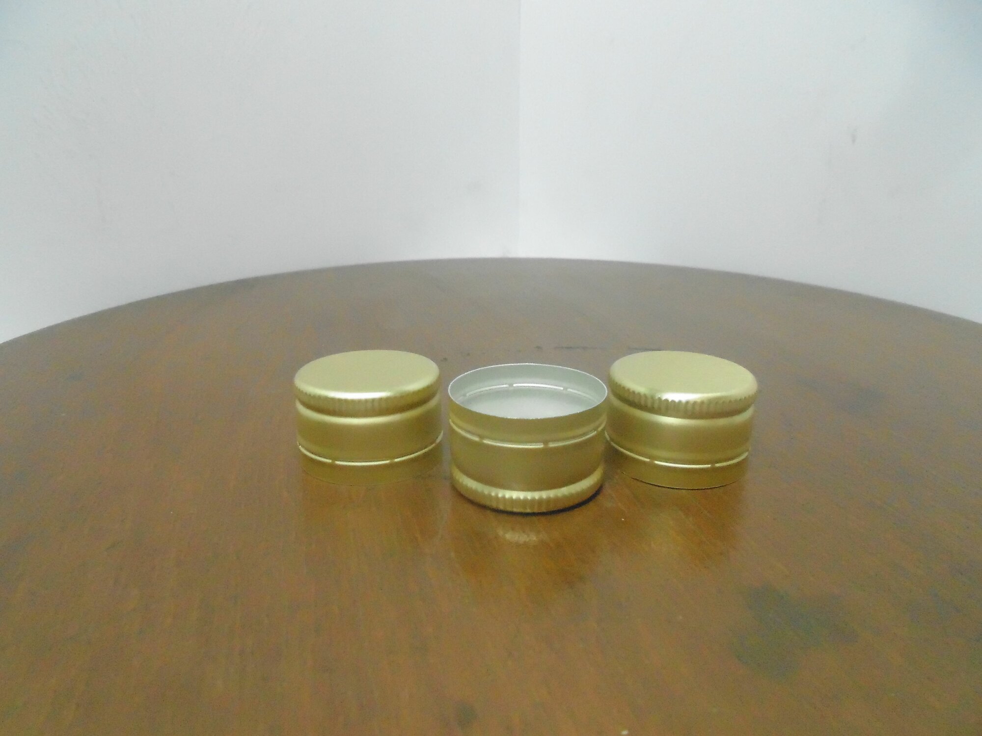 Пробка винтовая алюминиевая без резьбы 200 шт.