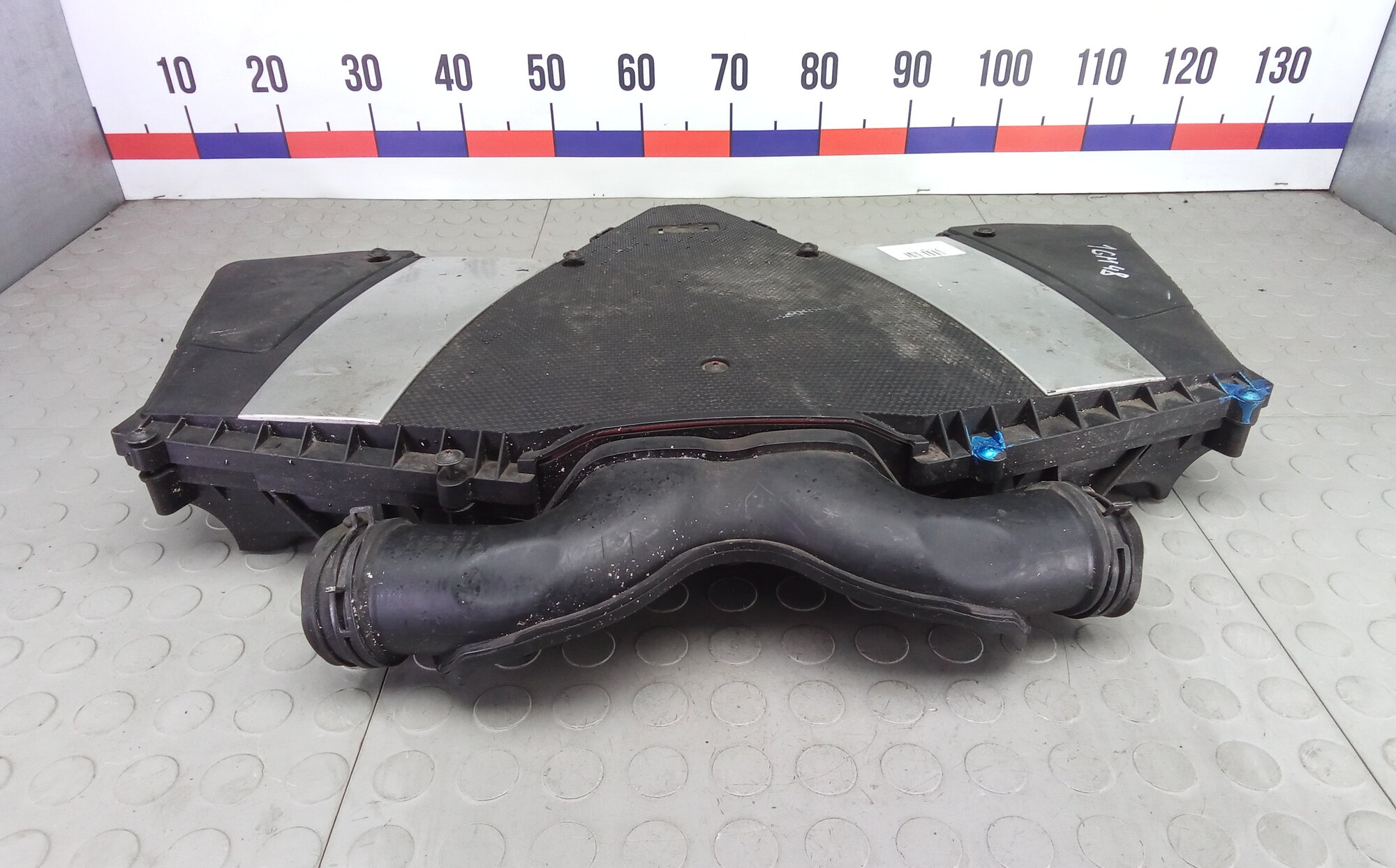 Корпус воздушного фильтра MERCEDES BENZ GL-CLASS X164