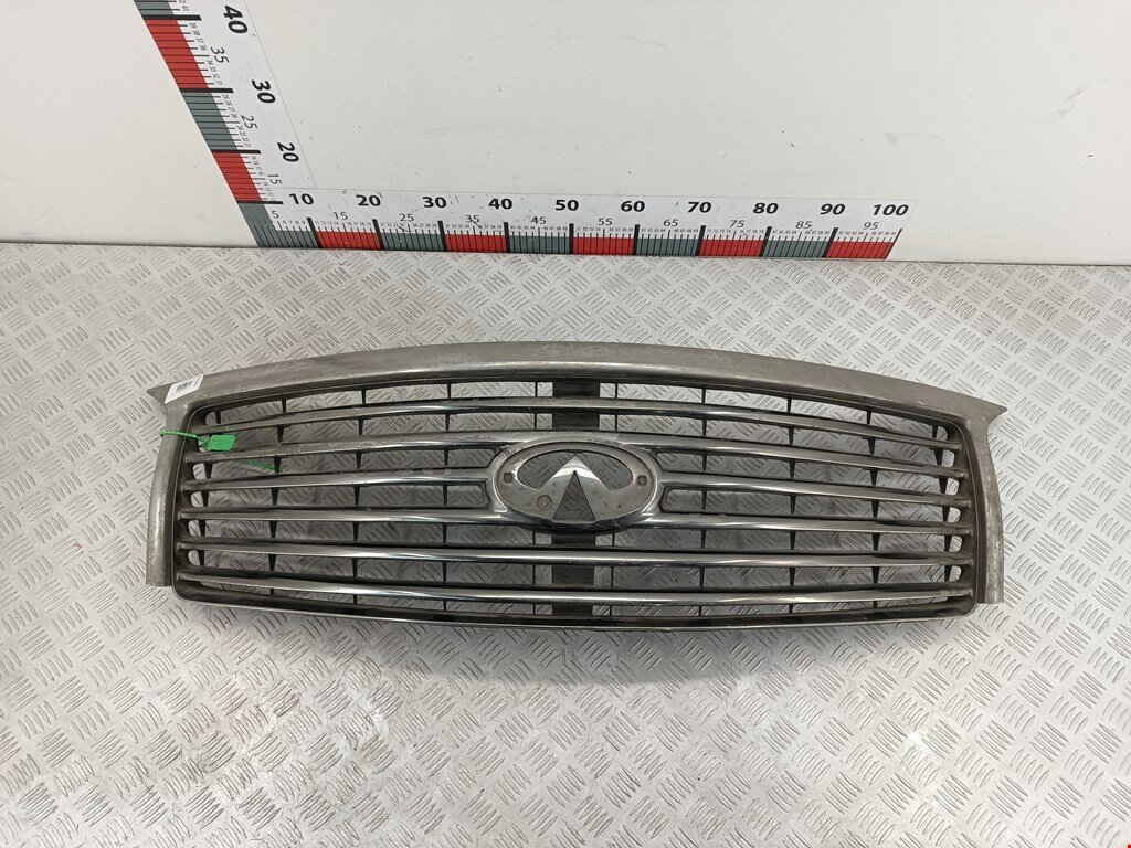 Решетка радиатора Infiniti QX56 (JA60) 623101LA0A арт. 2218252