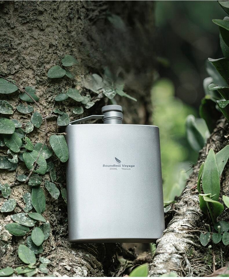 Титановая фляга туристическая 200 мл с воронкой