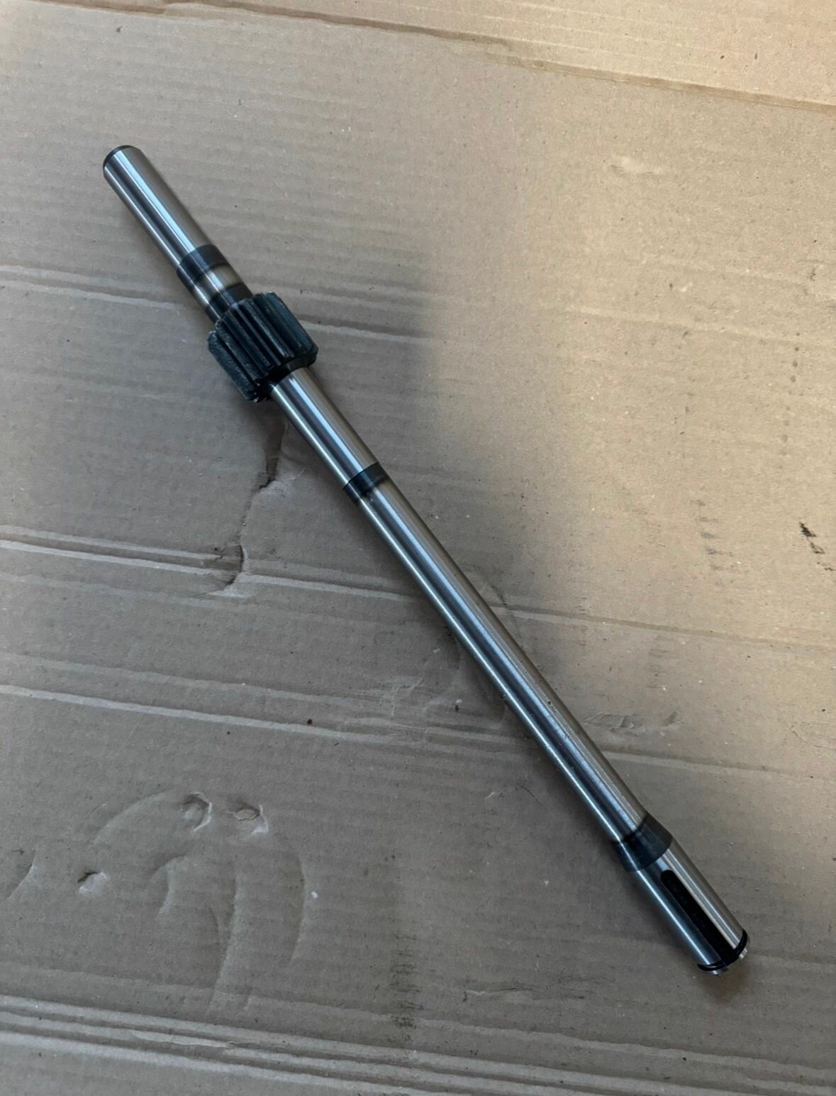 Вал диска сцепления т-25