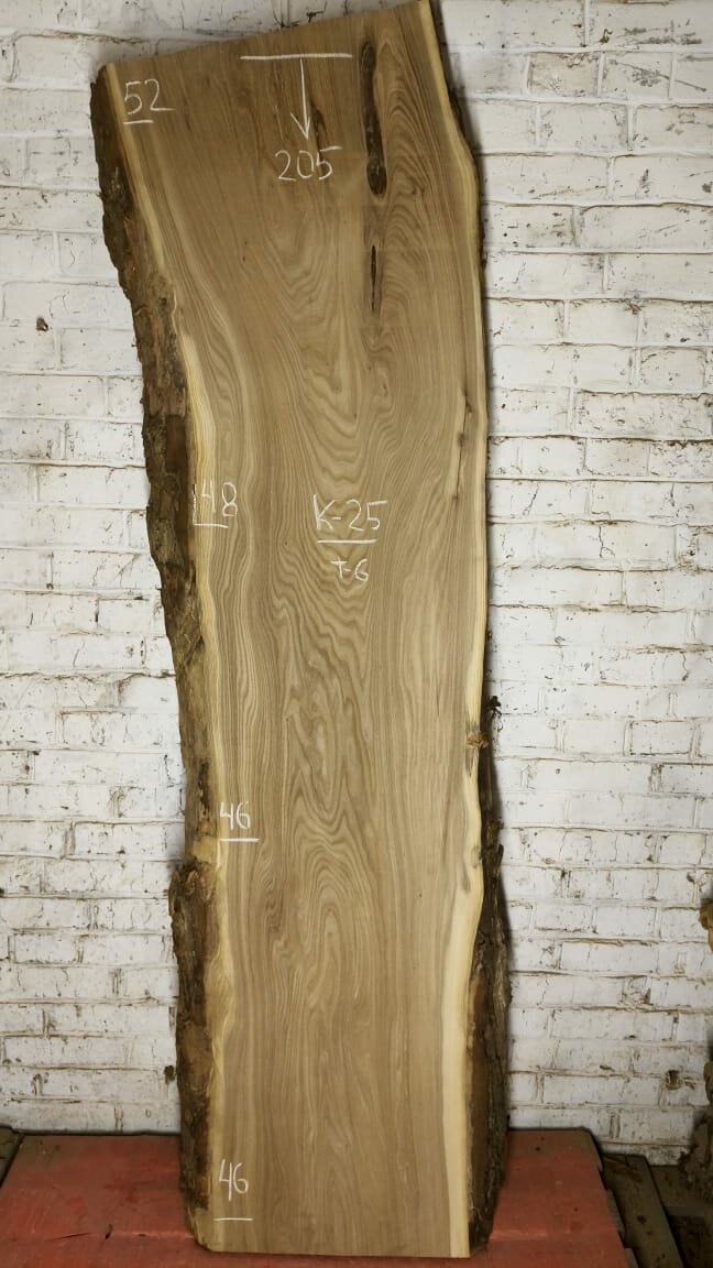 Слэб дерева Карагач К25, выровнен в плоскости, влажность 8-10%