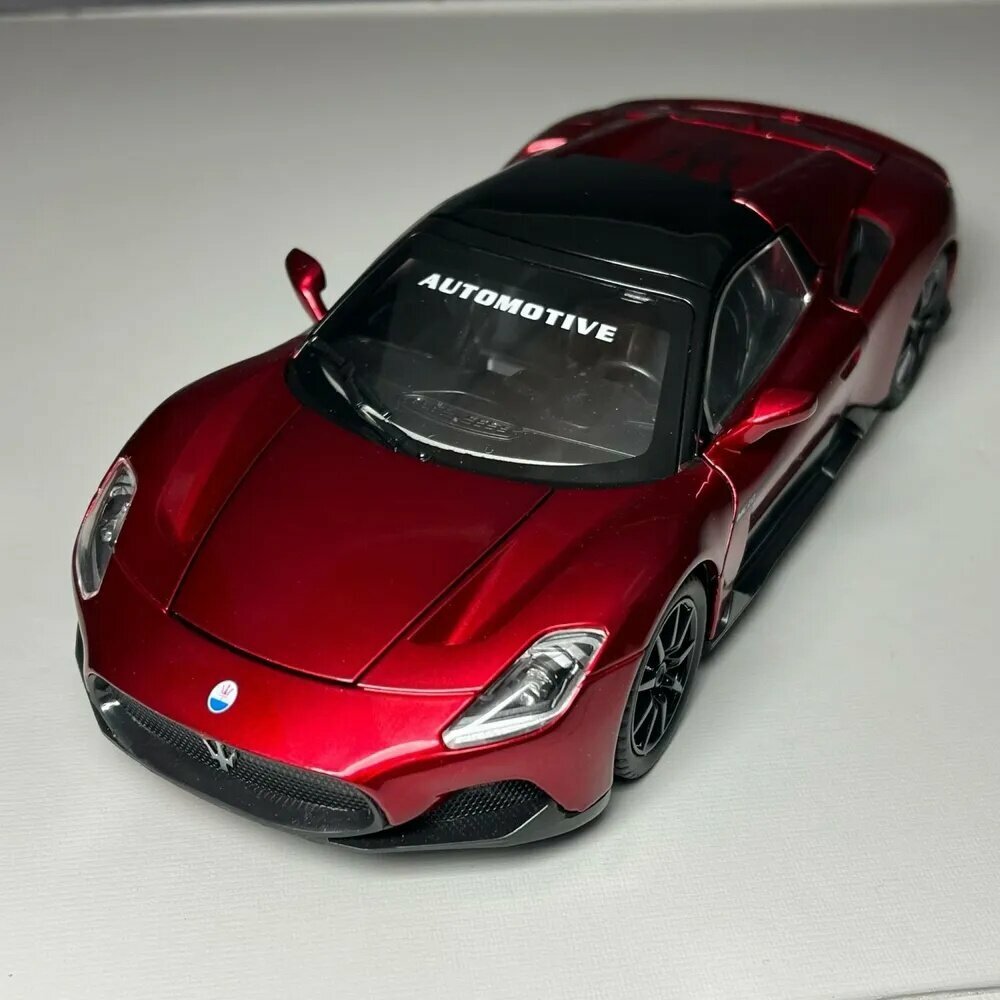Металлическая игрушечная машина Мазерати MC20 Спортивная модель,1:32 Maserati MC20 convertible Sports car, Модель для коллекции автомобилей, Со звуком и светом