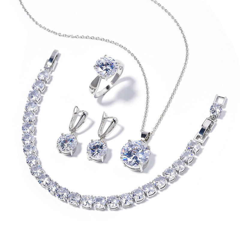 Комплект бижутерии: кольцо, серьги, колье, браслет, циркон