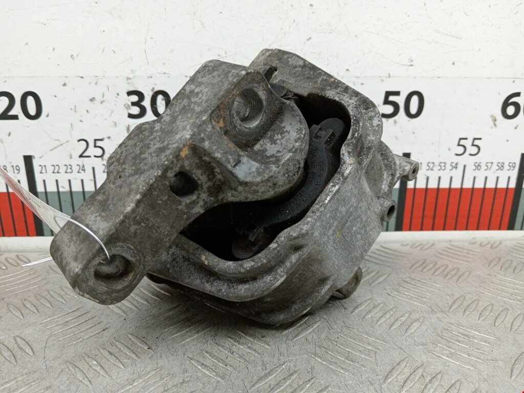 Подушка (опора) крепления двигателя Skoda Fabia 2 (5J) 1K0199262CN арт. 2184351