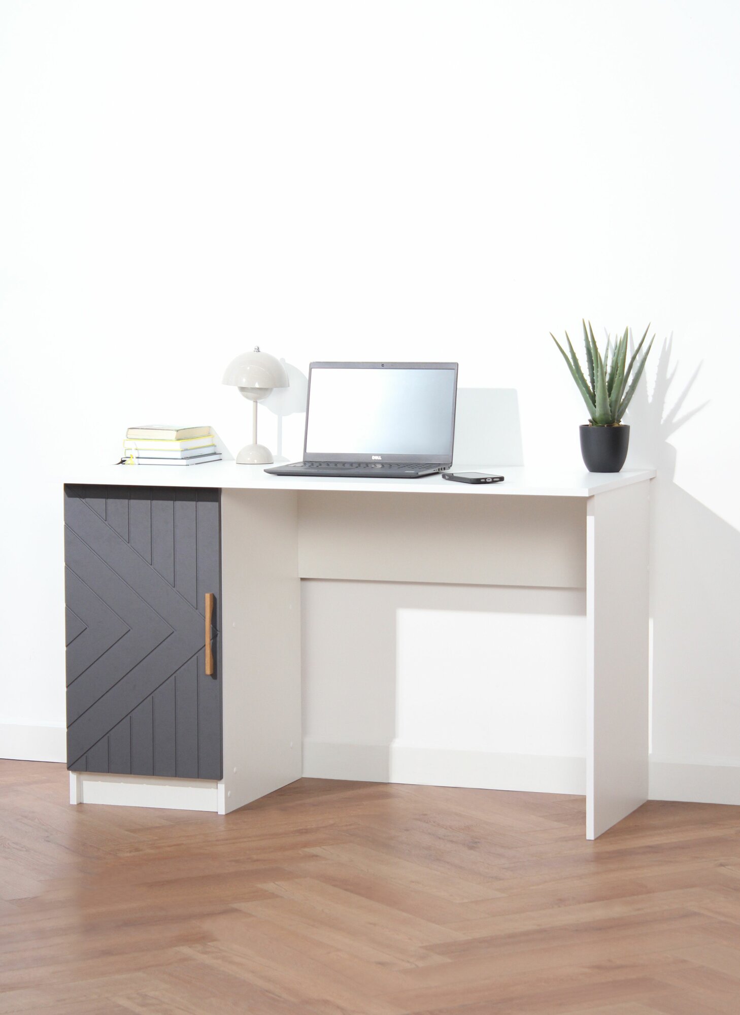 Компьютерный стол Копенгаген со створкой Белый/Серый графит (Двенадцать стульев)