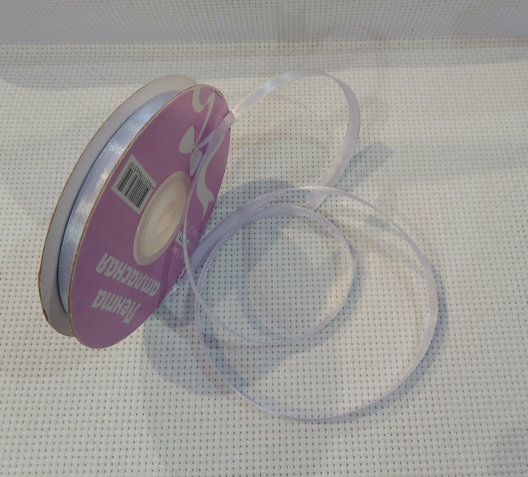 Лента атласная св. сиреневая (6мм, 27,4м)