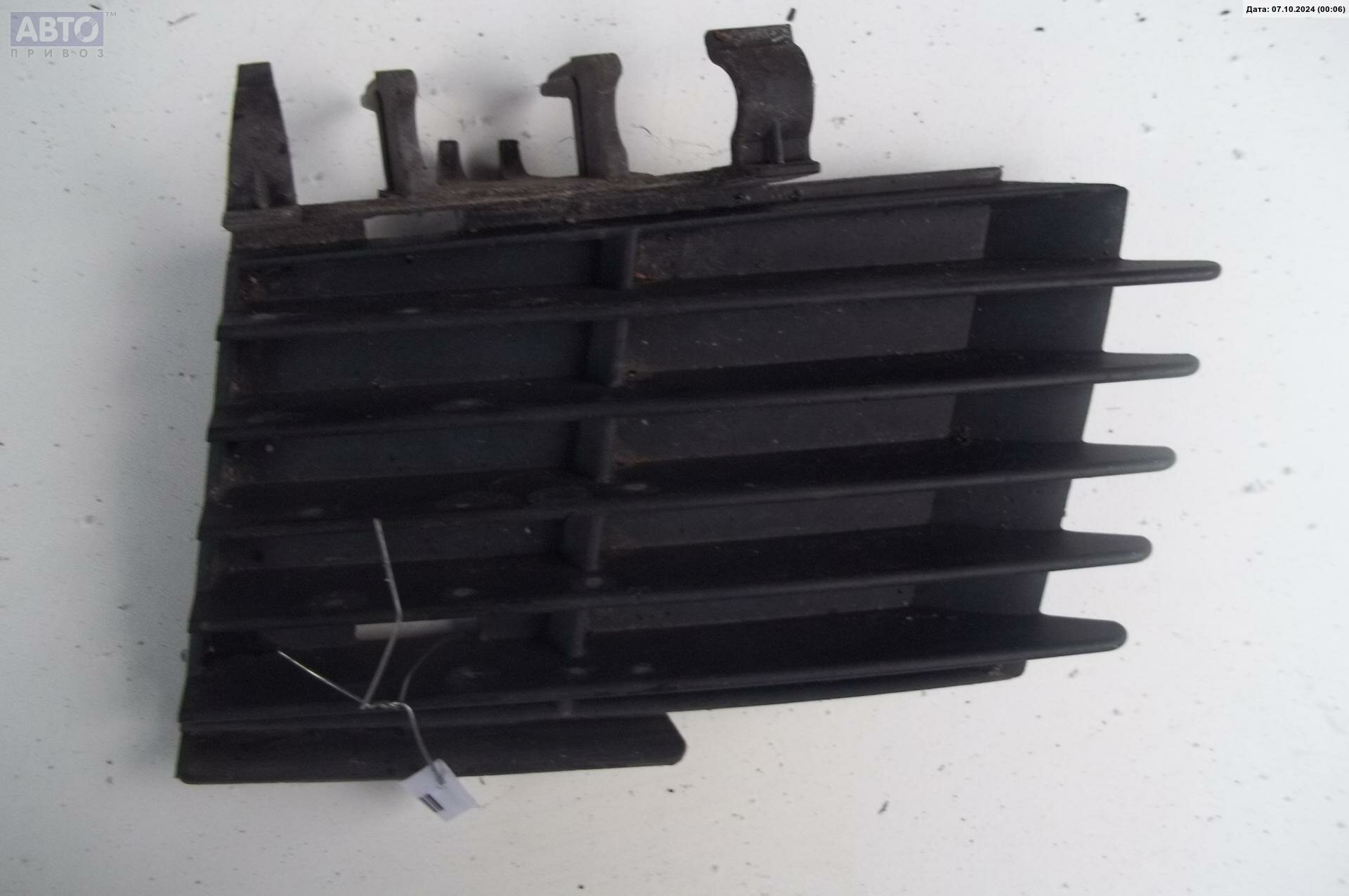 Рамка фары противотуманной левой Opel Vectra C (2002-2008)