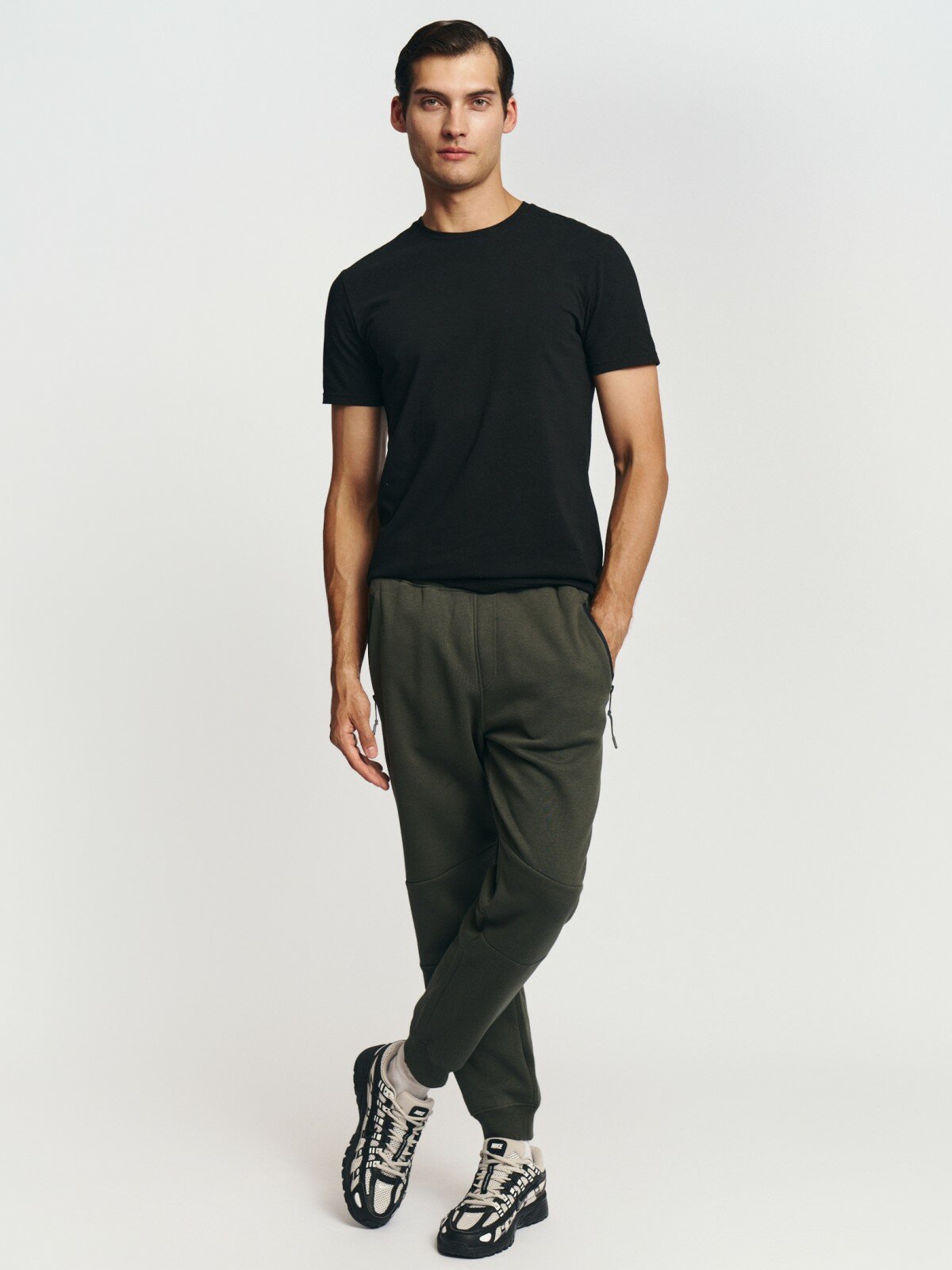 Брюки джоггеры