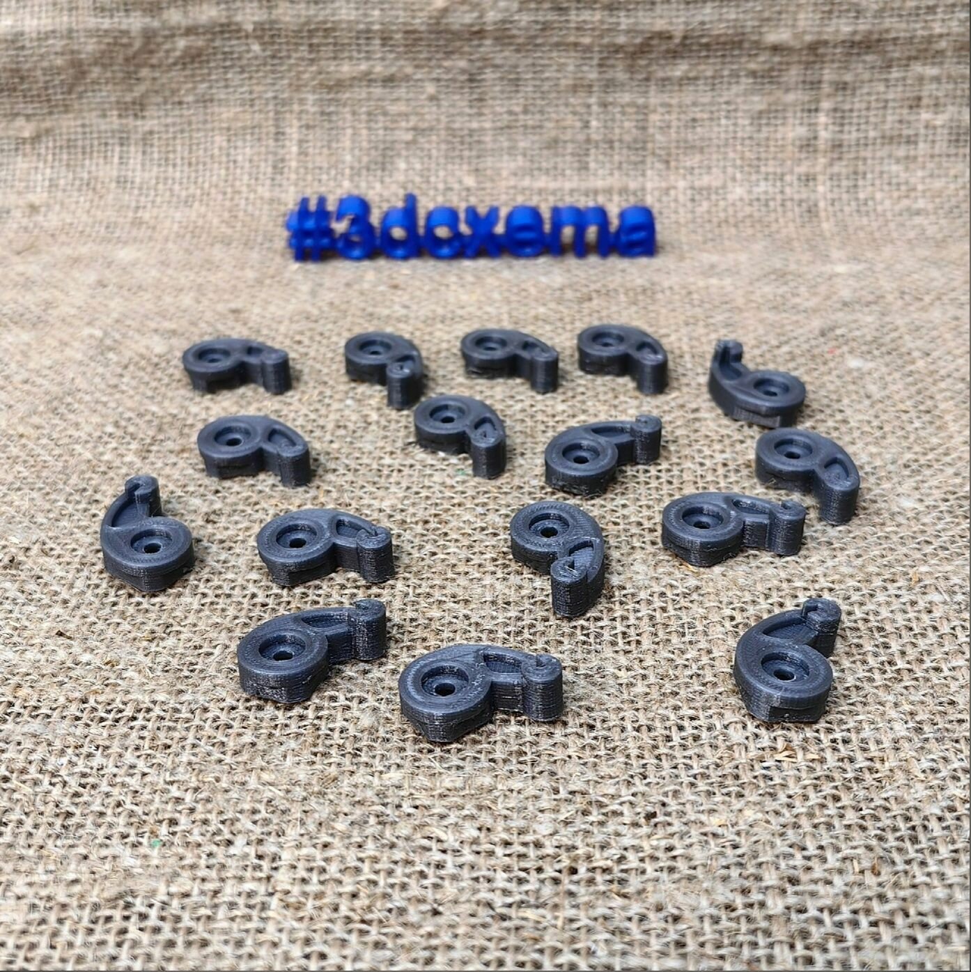 Рычаг замка багажника MITSUBISHI OUTLANDER, GRANDIS, ASX, PAJERO и др. - комплект 2шт