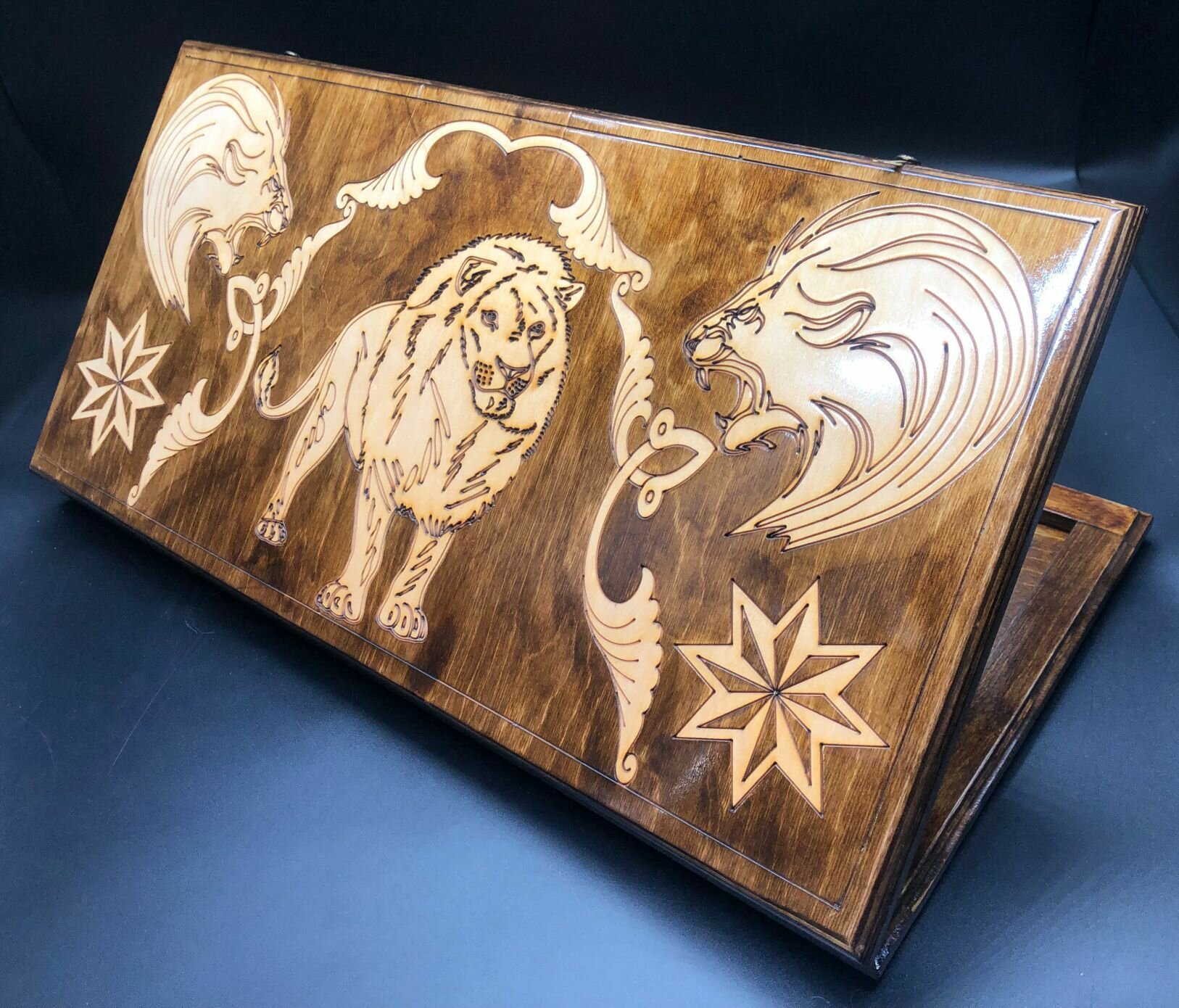 Нарды деревянные лакированные "ЛЕВ" большие 60см