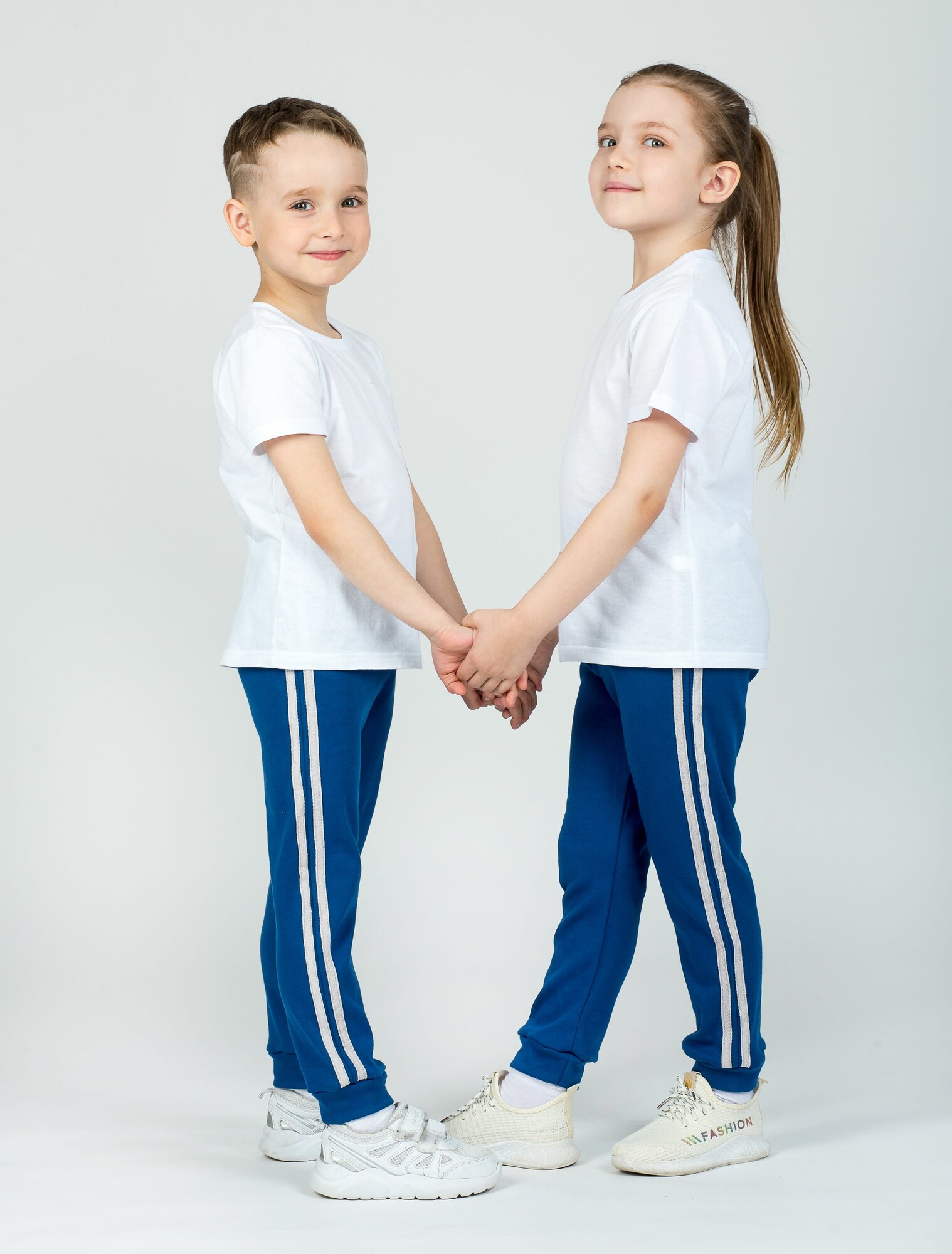 Брюки спортивные