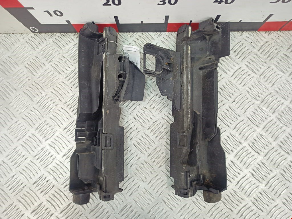 Кронштейн (крепление) радиатора BMW 3-Series (E46) 17111436264 арт. 1405368