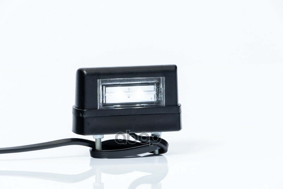 Фонарь освещения номерного знака типа LED на возвышении c проводом Fristom арт. FT0161LED