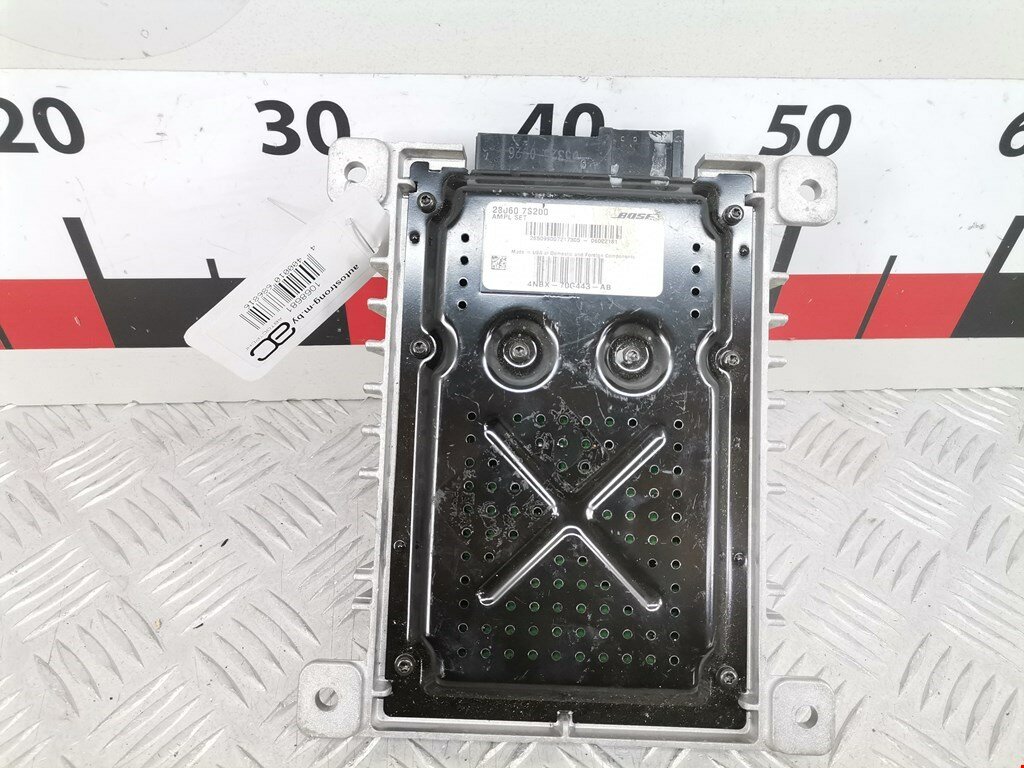 Усилитель акустической системы Infiniti QX56 (JA60) 280607S200 арт. 1068681