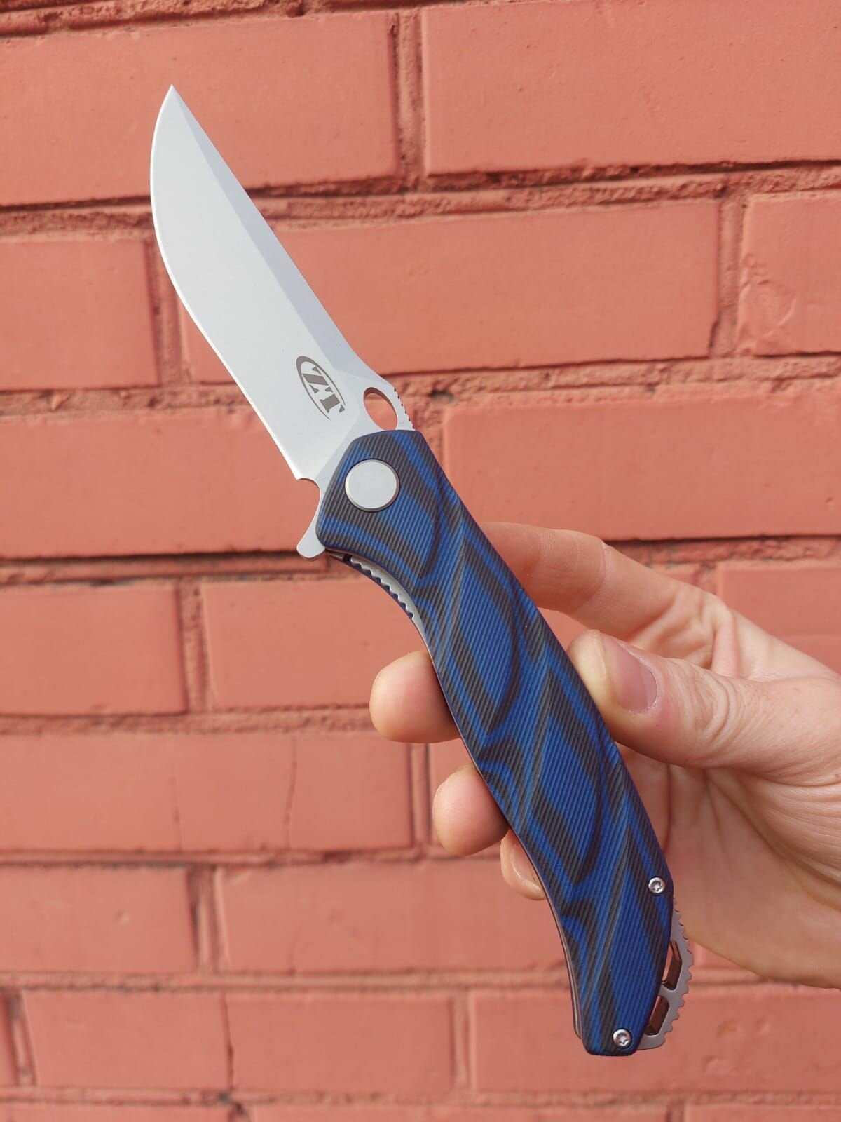 Нож ZT складной туристический сталь D2