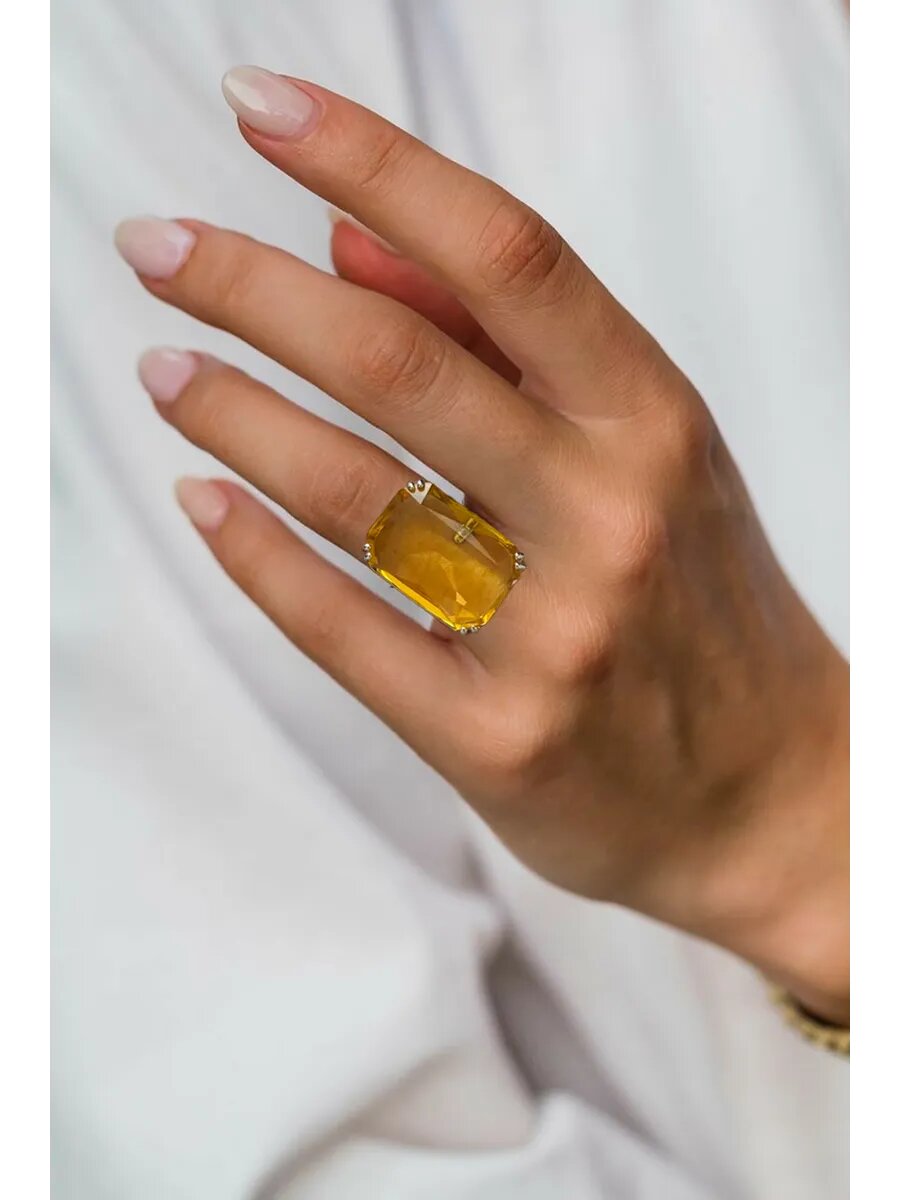 Кольцо, кристалл